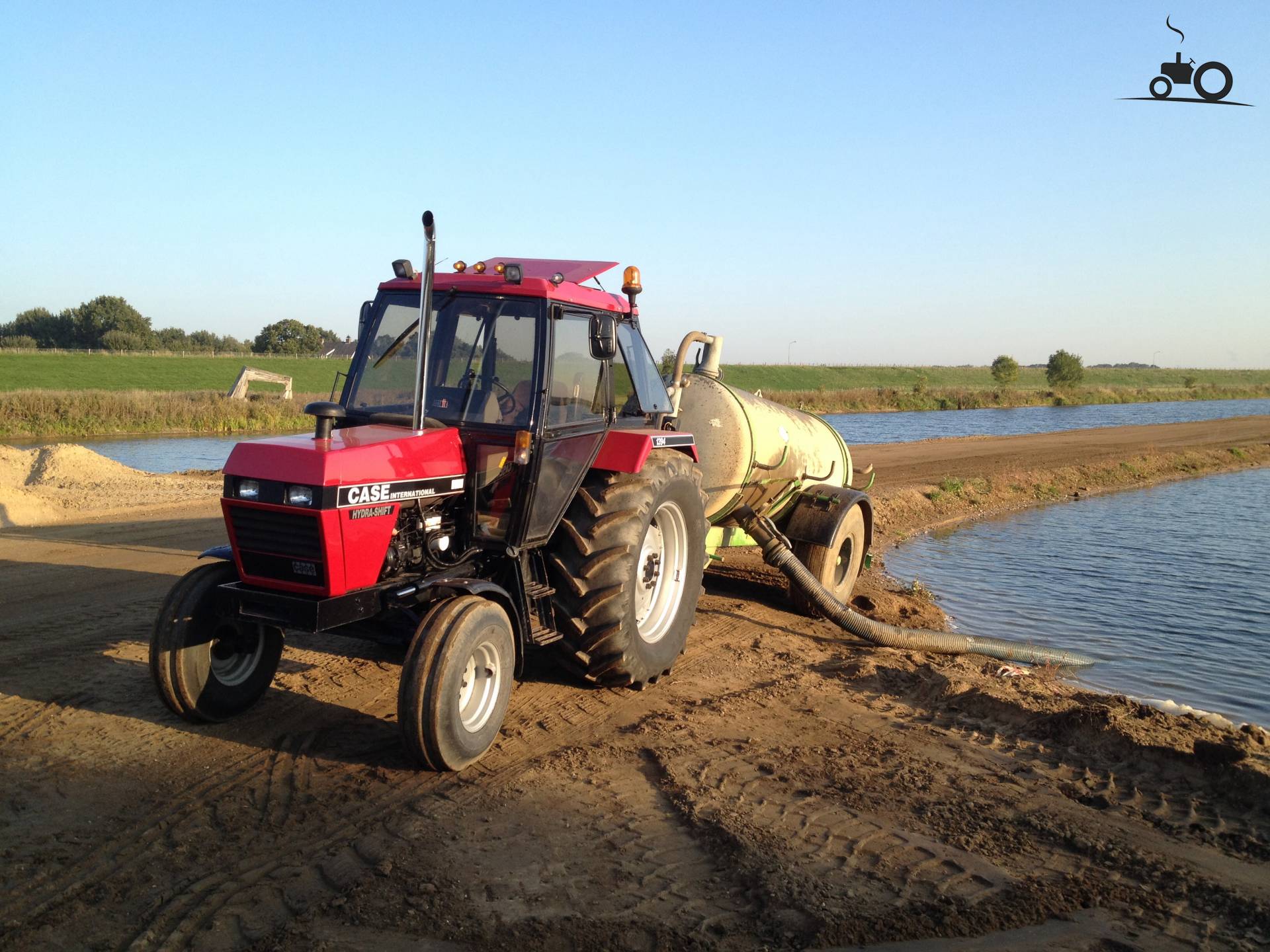 Foto Case International 1394 #800495