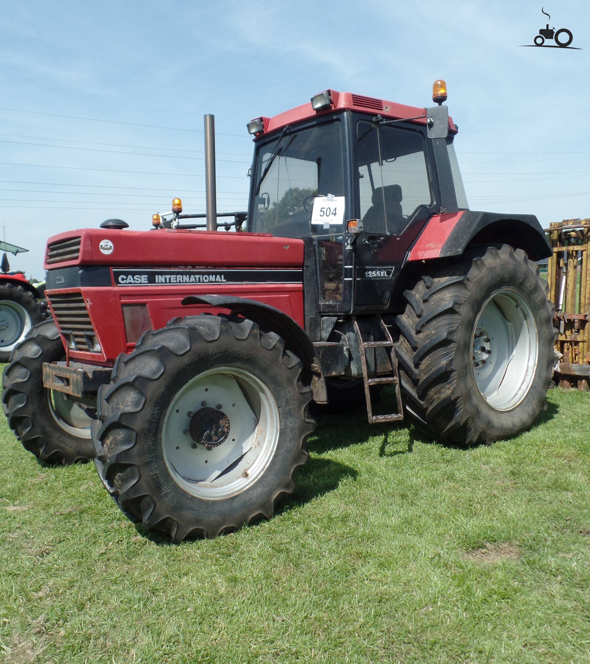 Case International 1255 XL
