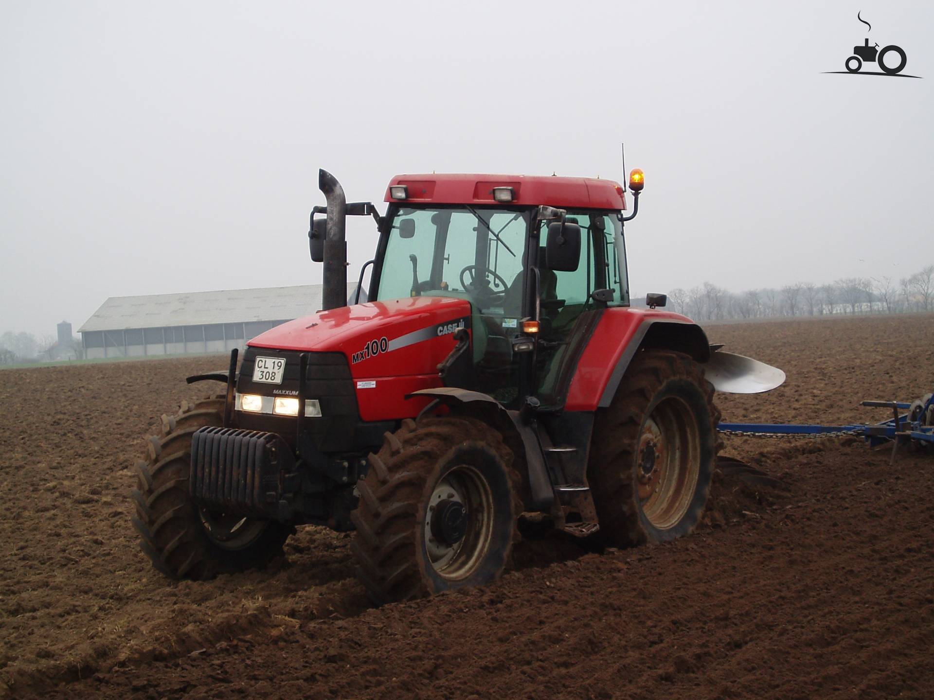 Foto Case MX 100 #106669