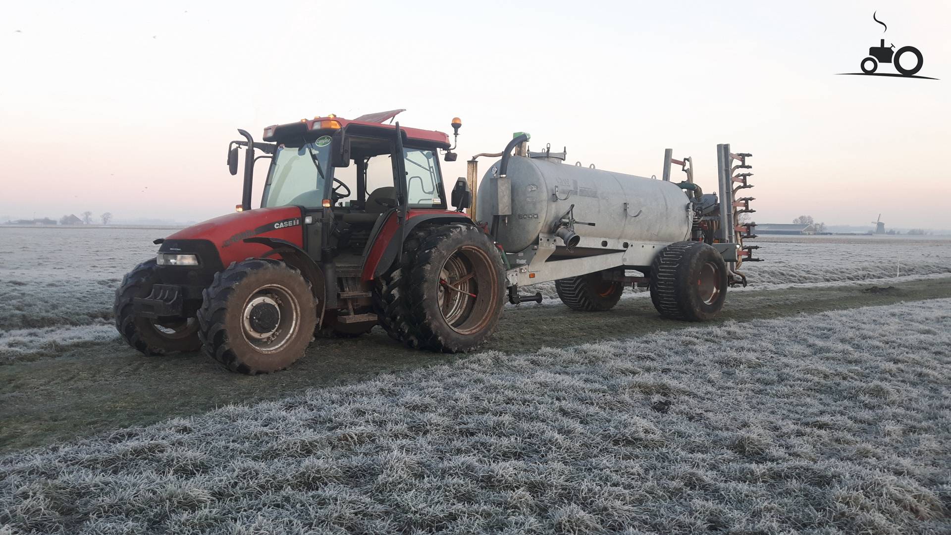 Foto Case IH JX 1090 U van Groot Melkvee