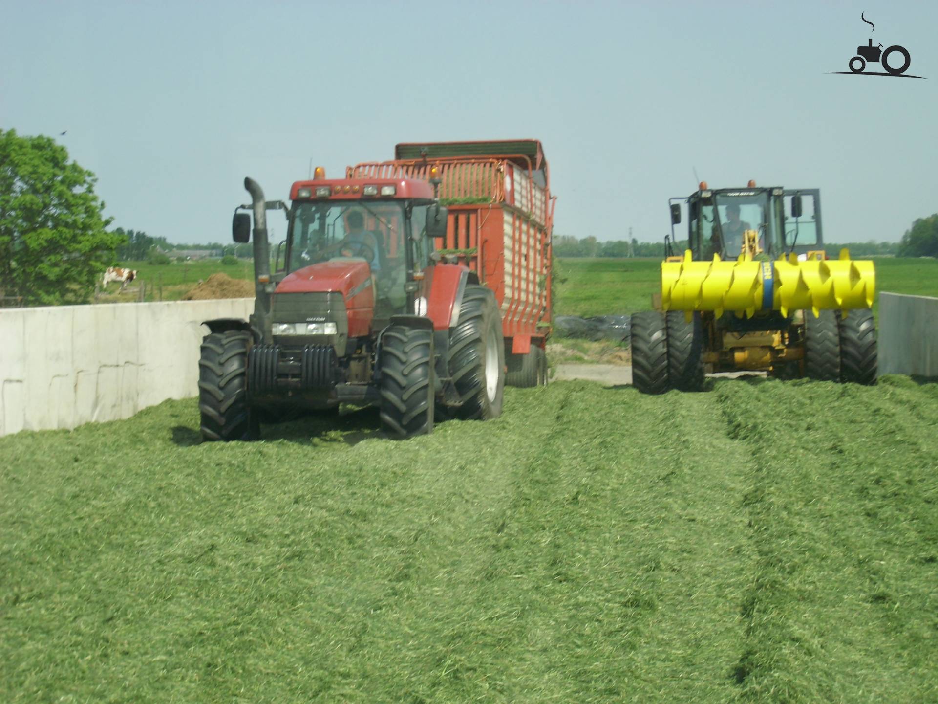 Foto Case MX 135 #128071