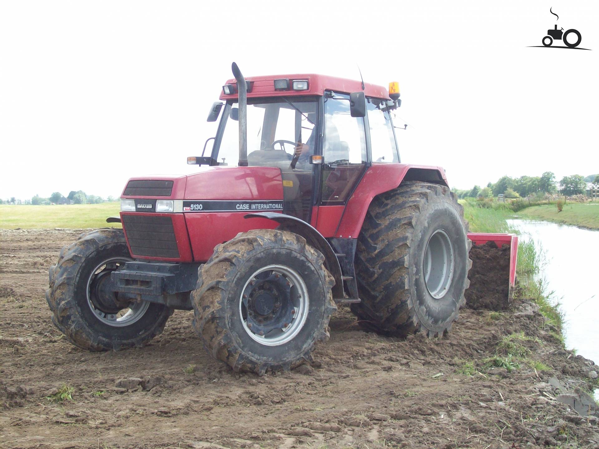 Case International Maxxum 5130