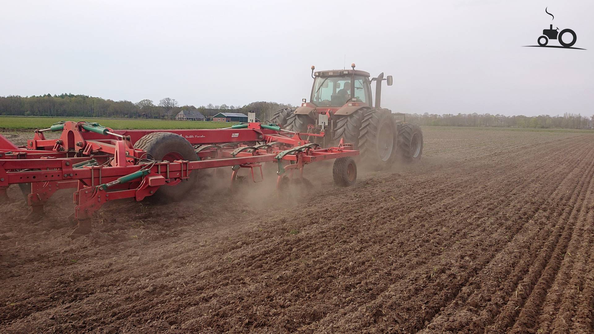 Case MX 220 - Laatste Updates, Foto's & Video's