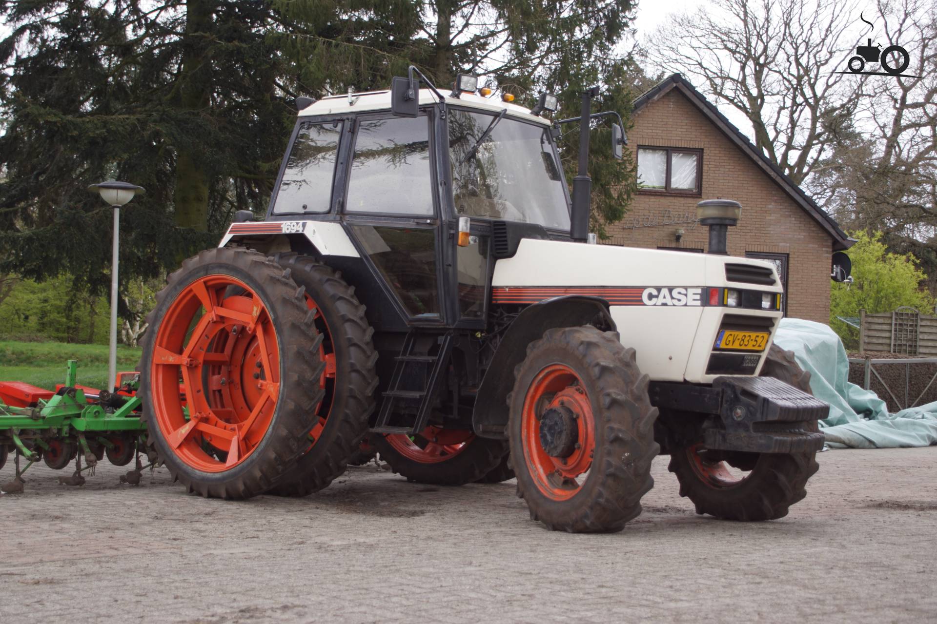 Foto Case 1694 #1424840