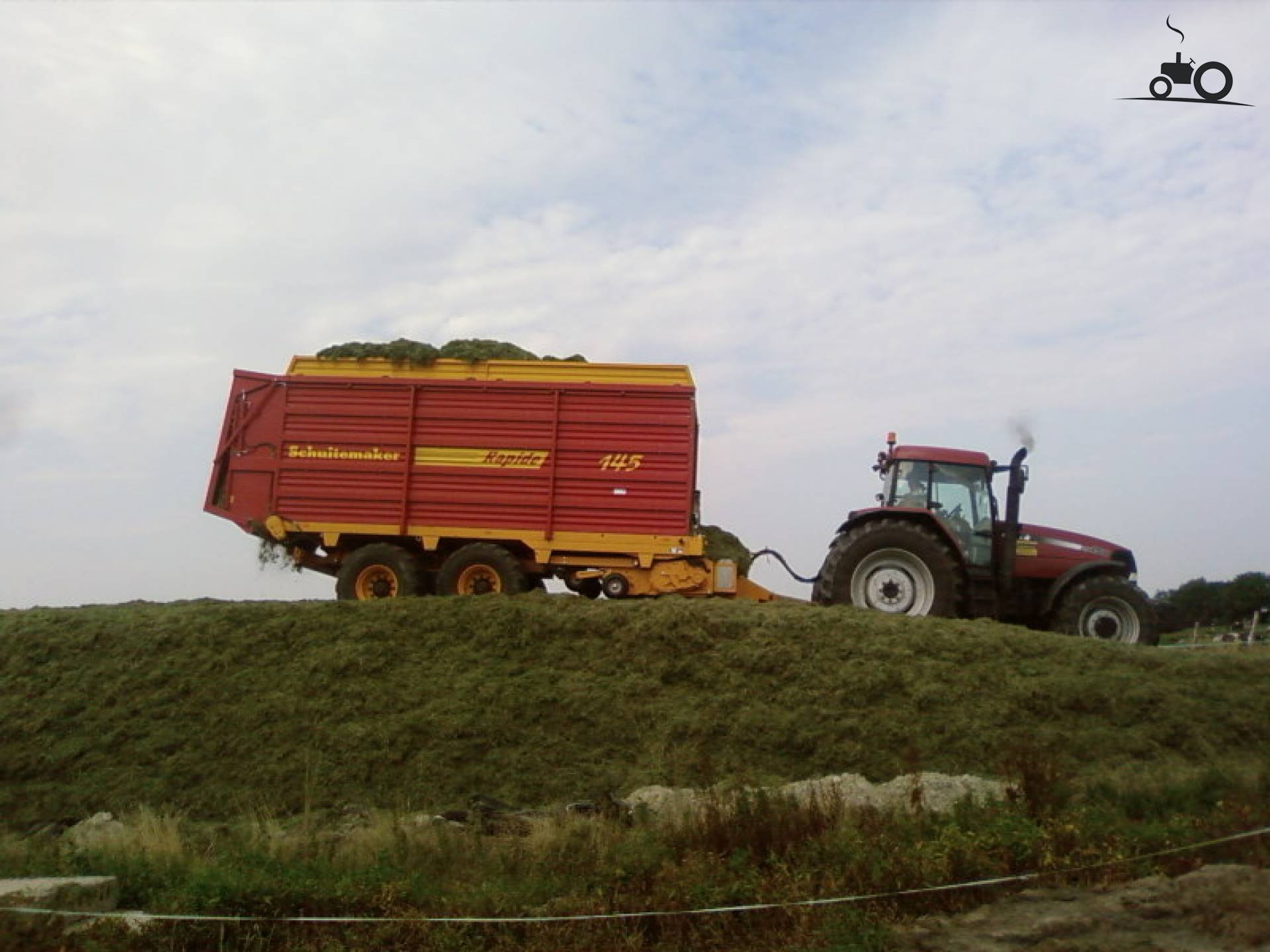 Foto Case MX 150 #147700