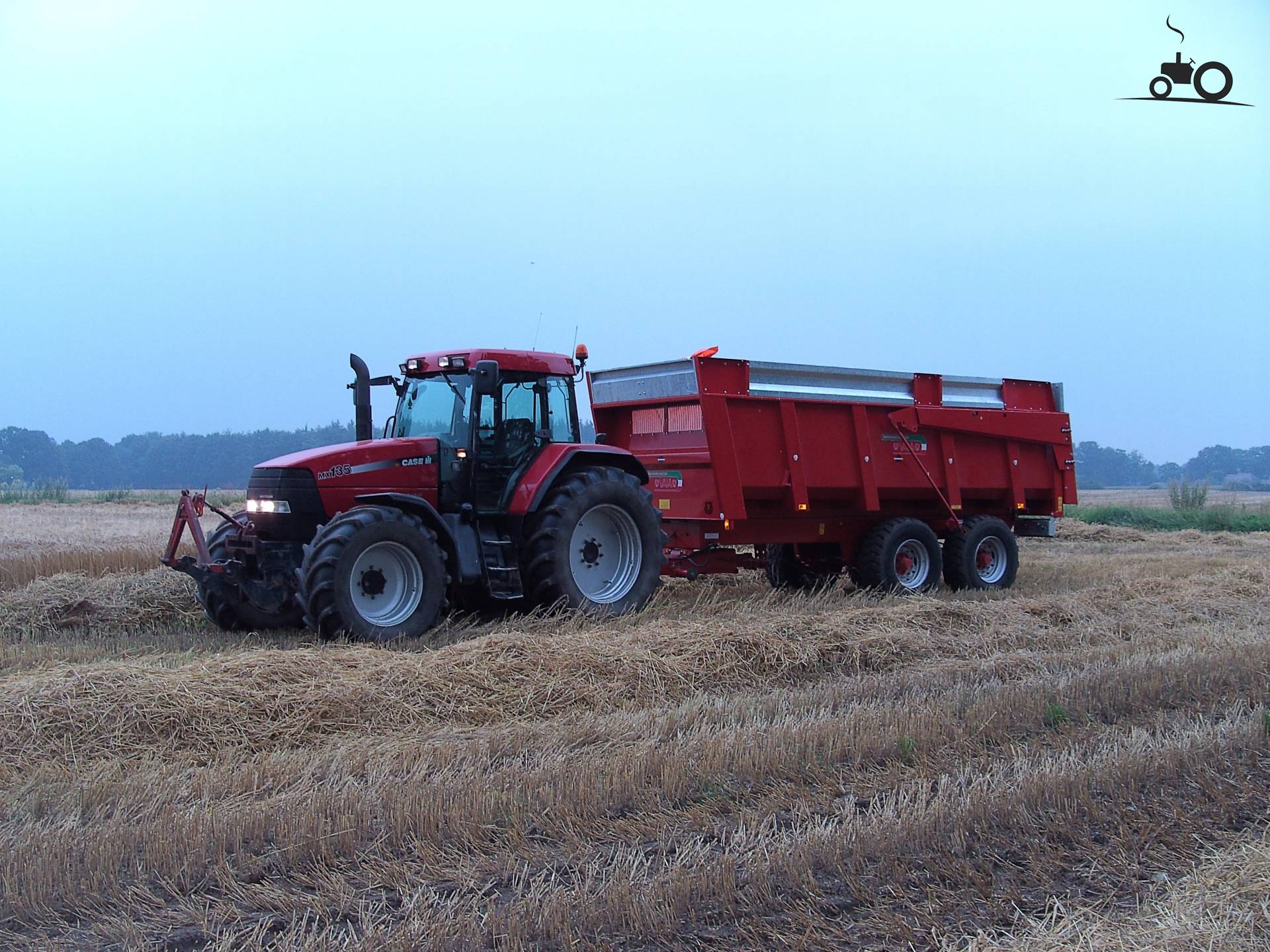 Foto Case MX 135 #149125