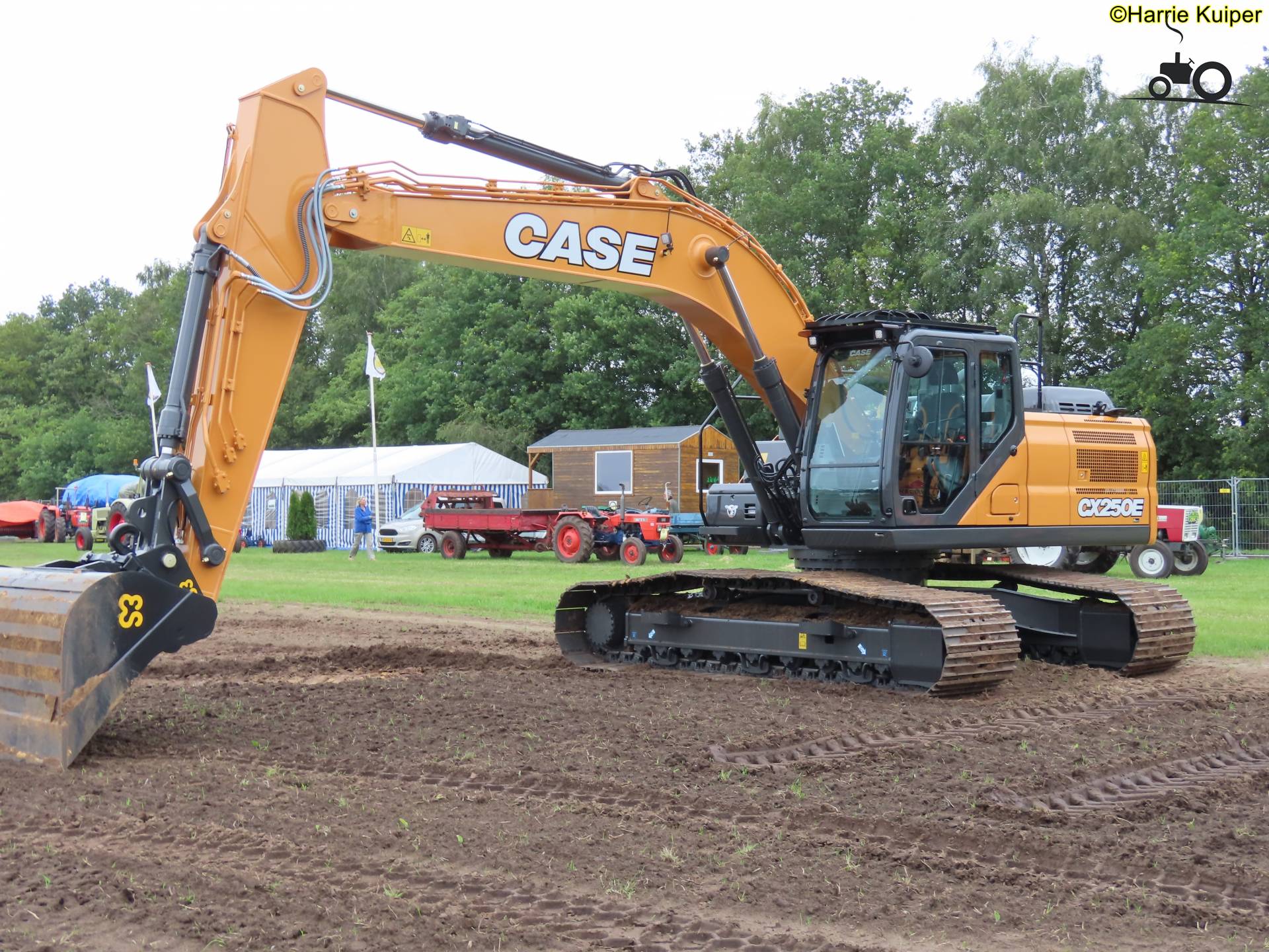 Case CX 250 - Specifications