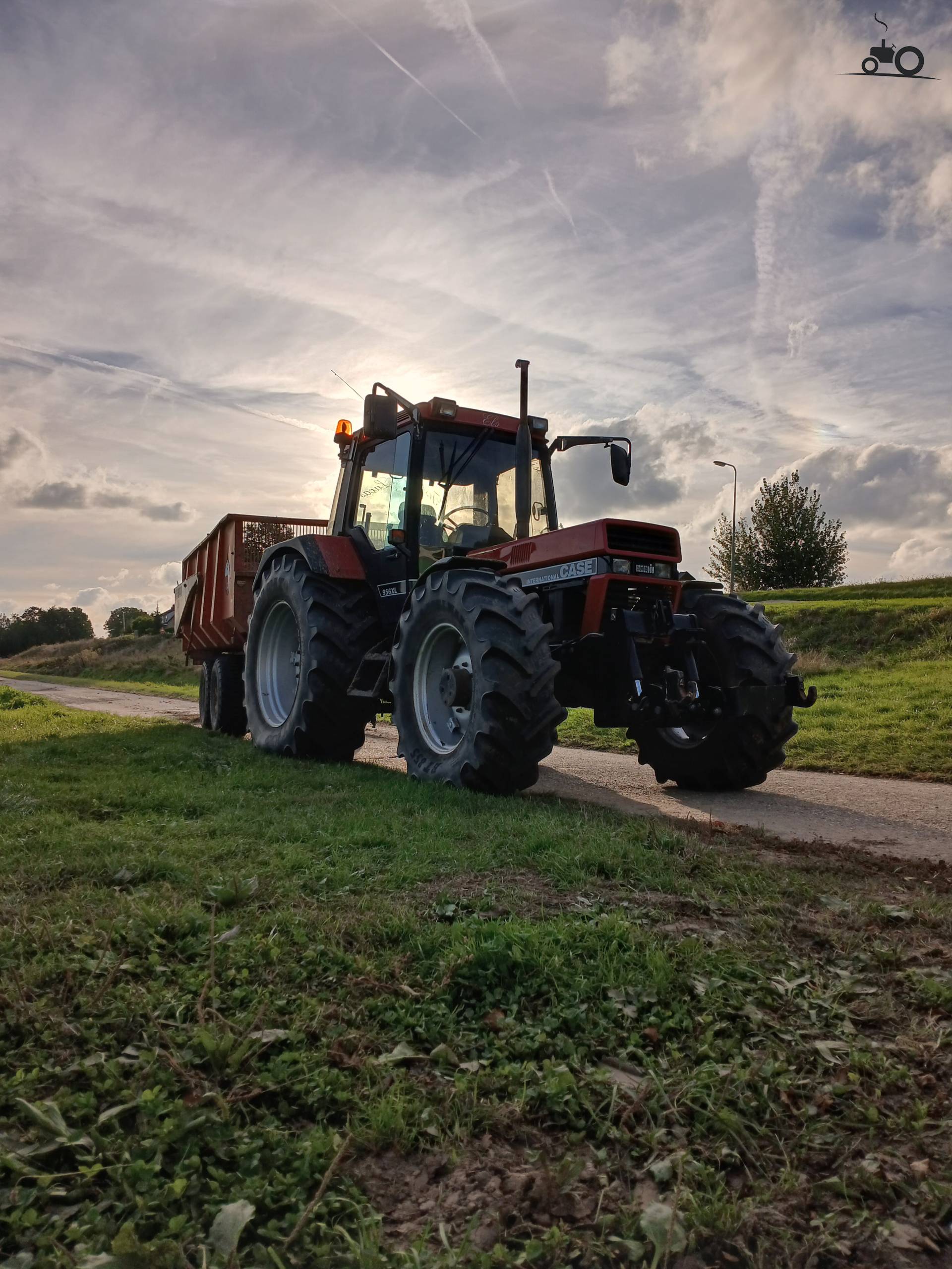 Case 956 XL