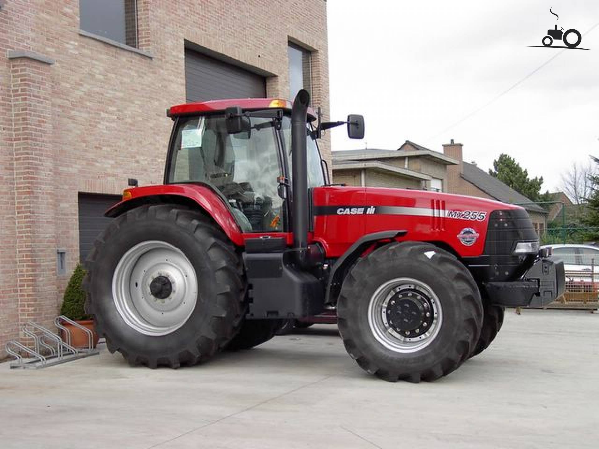 Case IH MX 255 Magnum - United Kingdom - Tractor picture #33178