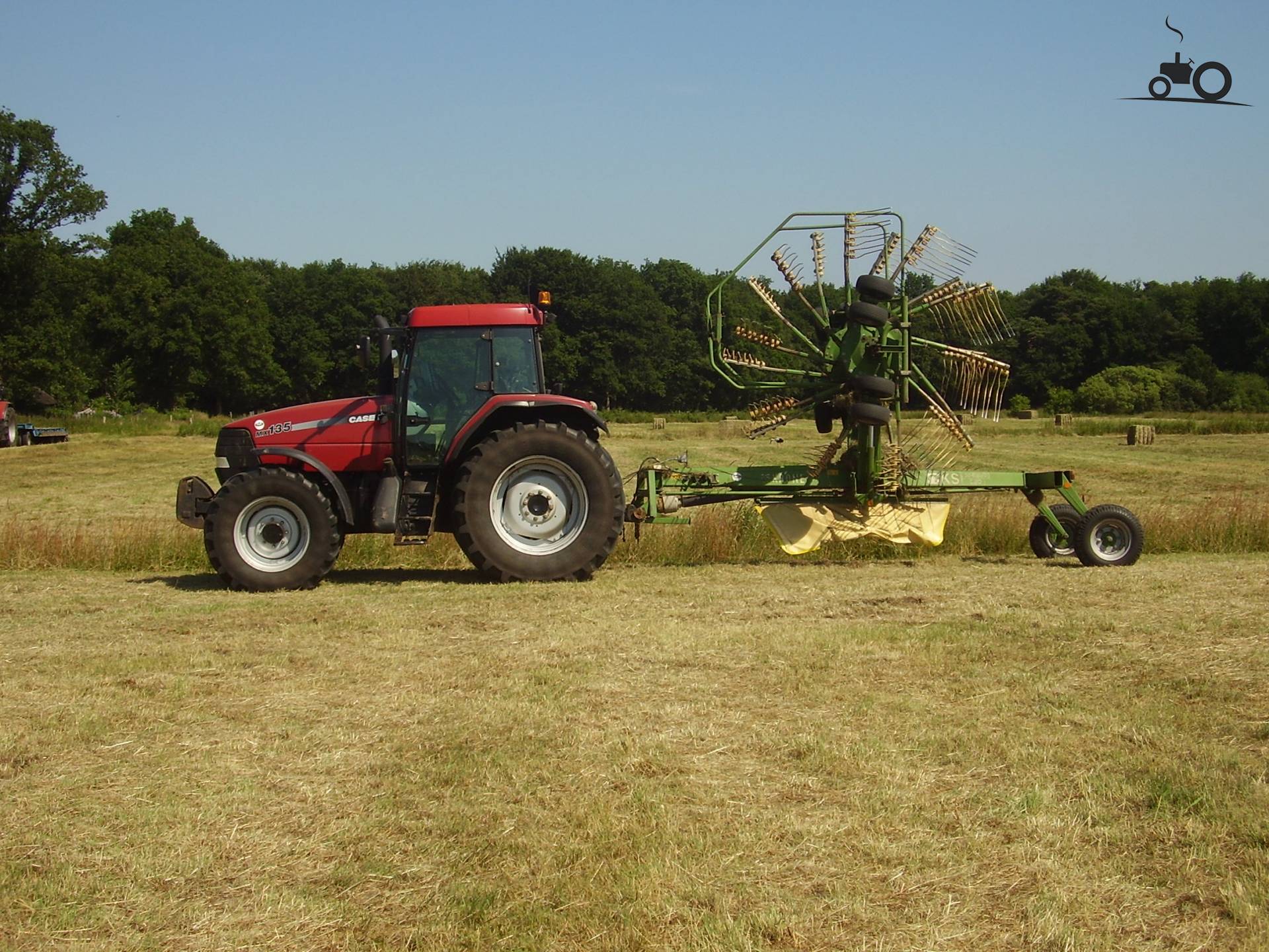 Foto Case MX 135 #37159