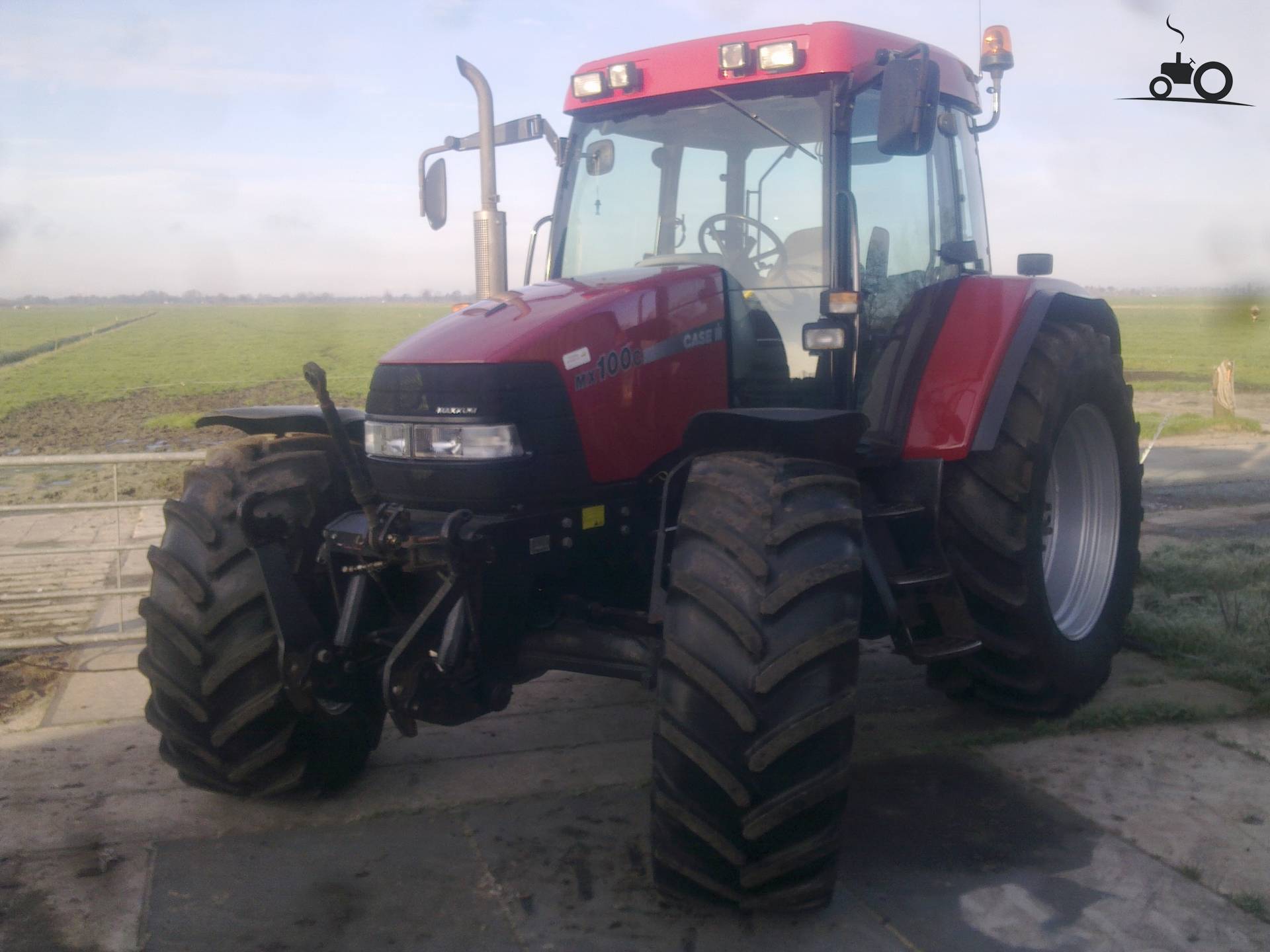 Foto Case MX 100 C #429501