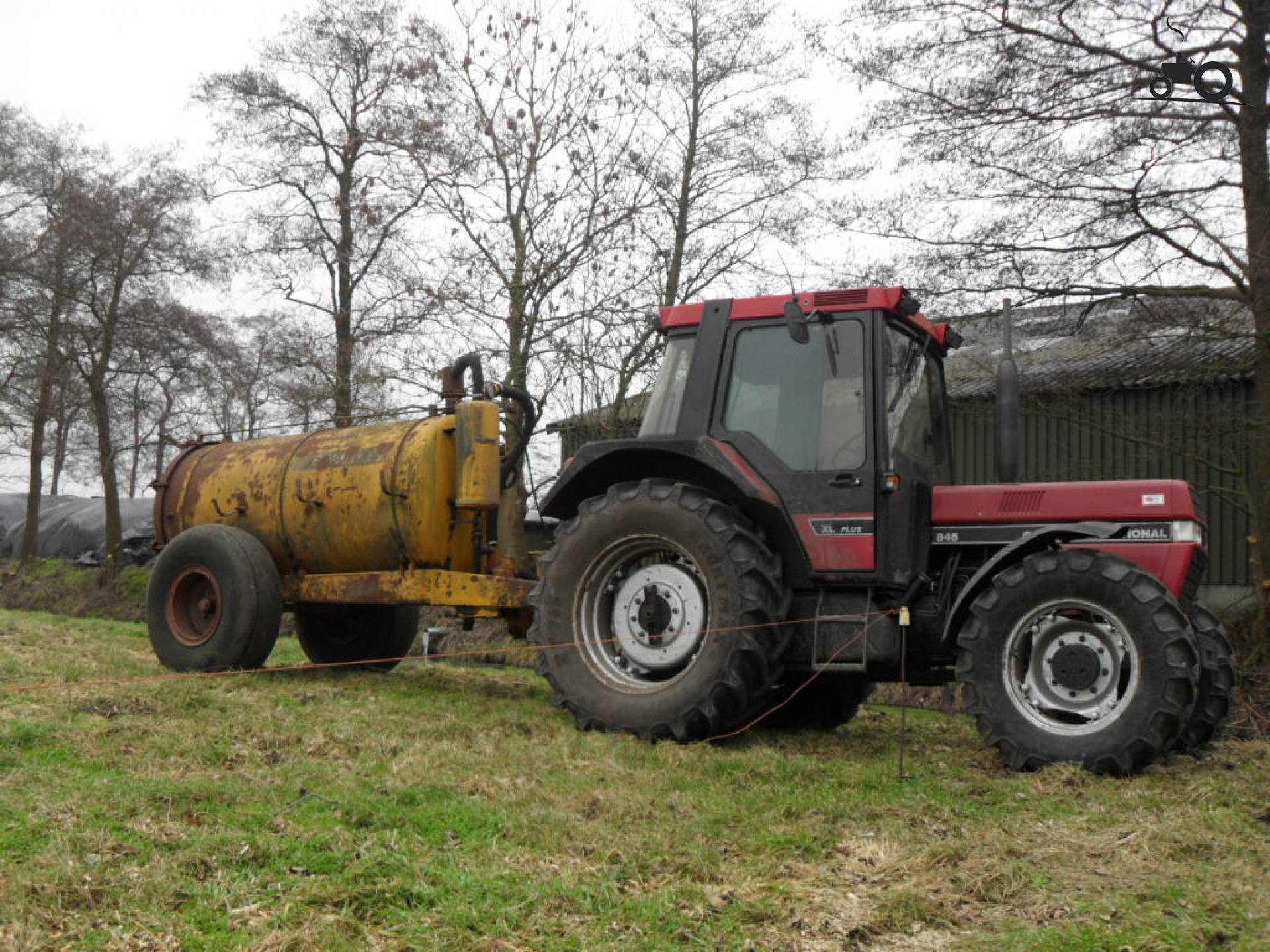 Foto Case International 845 XL Plus #447912