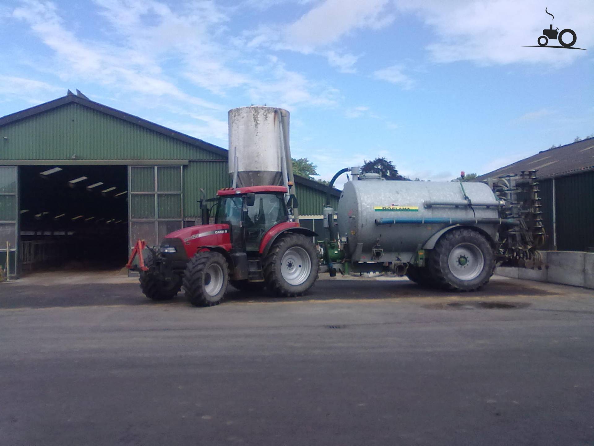 Foto Case MXU 125 van VOF Gebroeders Posch