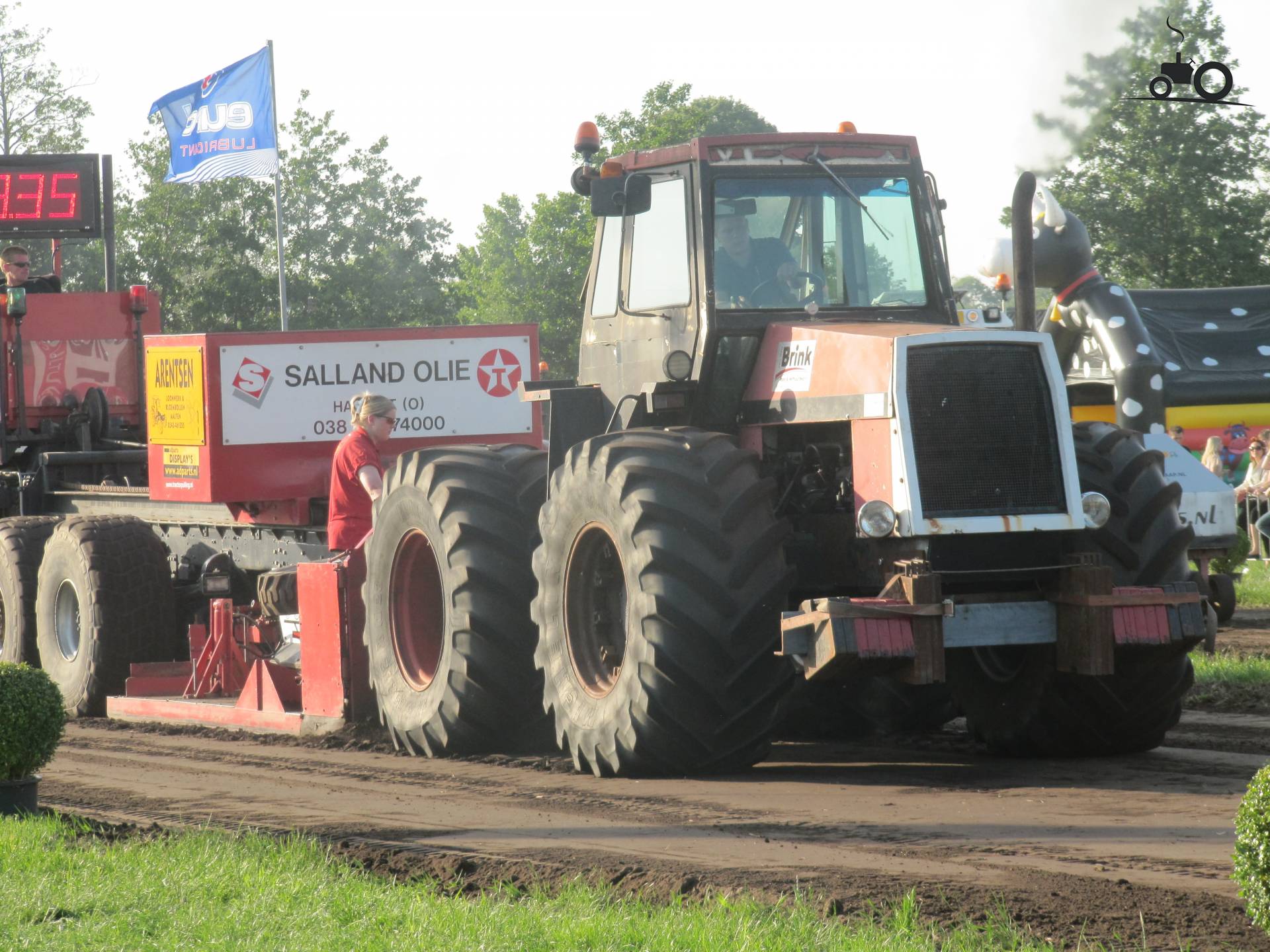 Case Traction King 2670