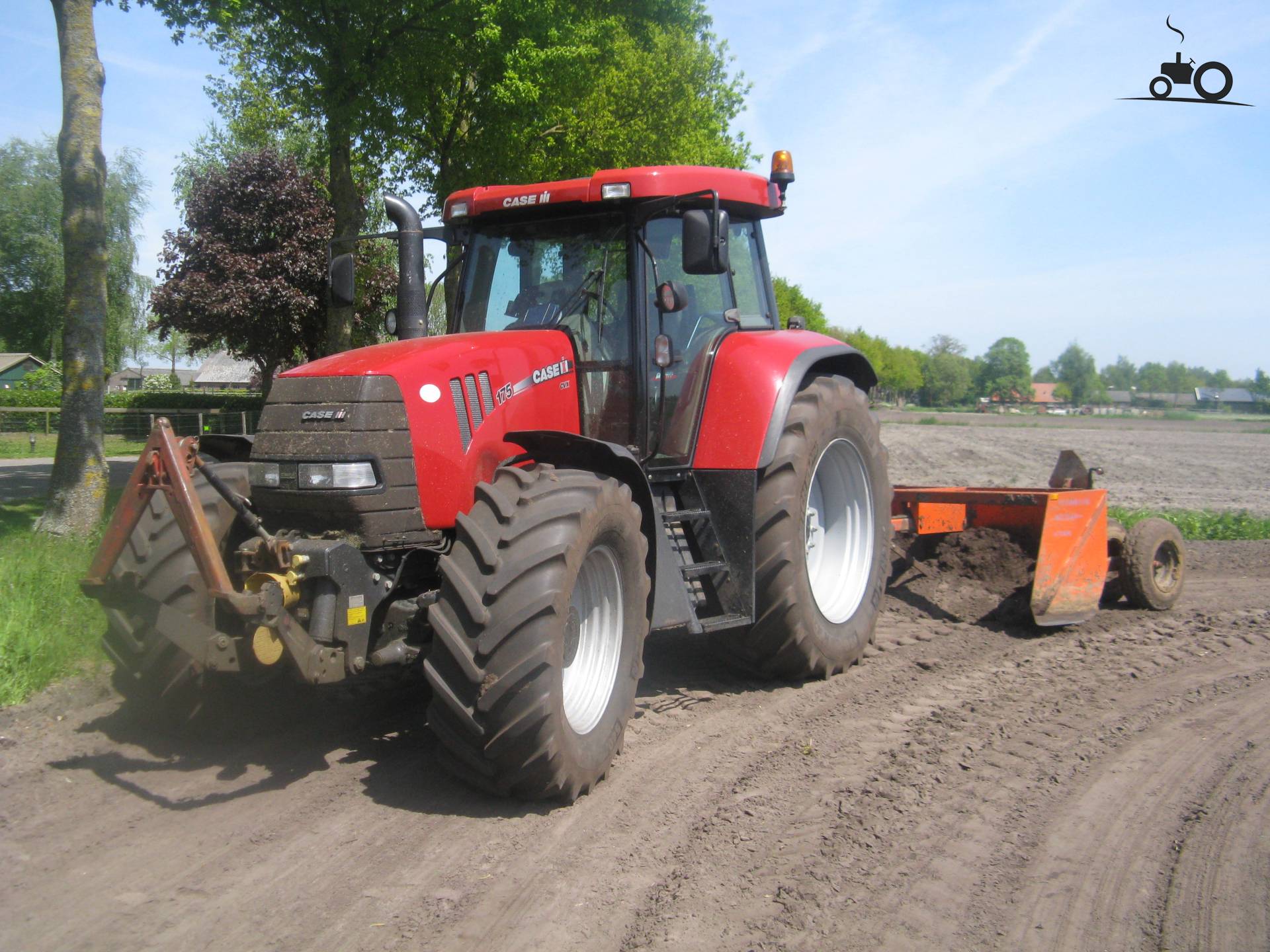 Foto Case IH CVX 175 van Oldehinkel