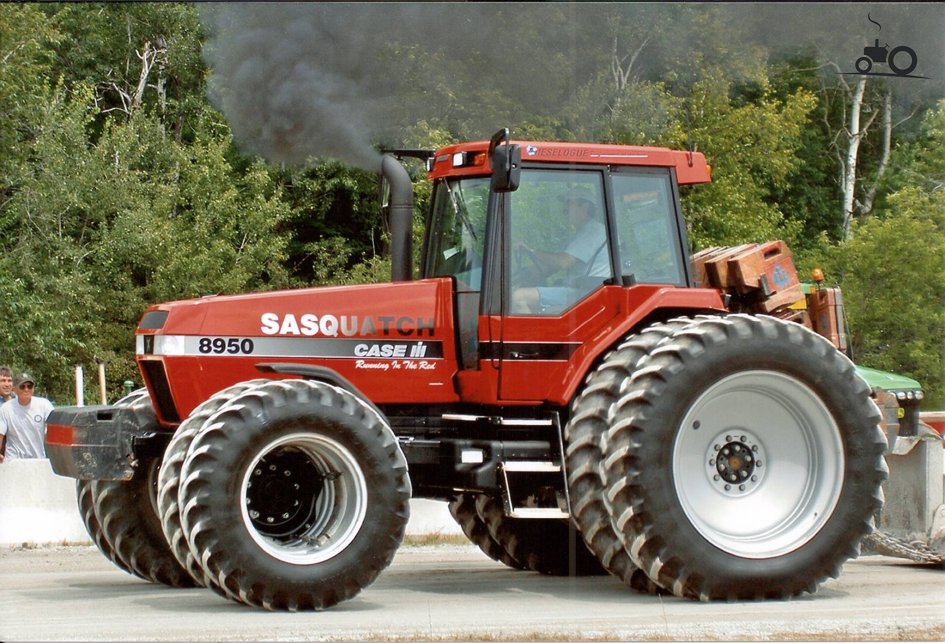 Foto Case International Magnum 8950 #579567