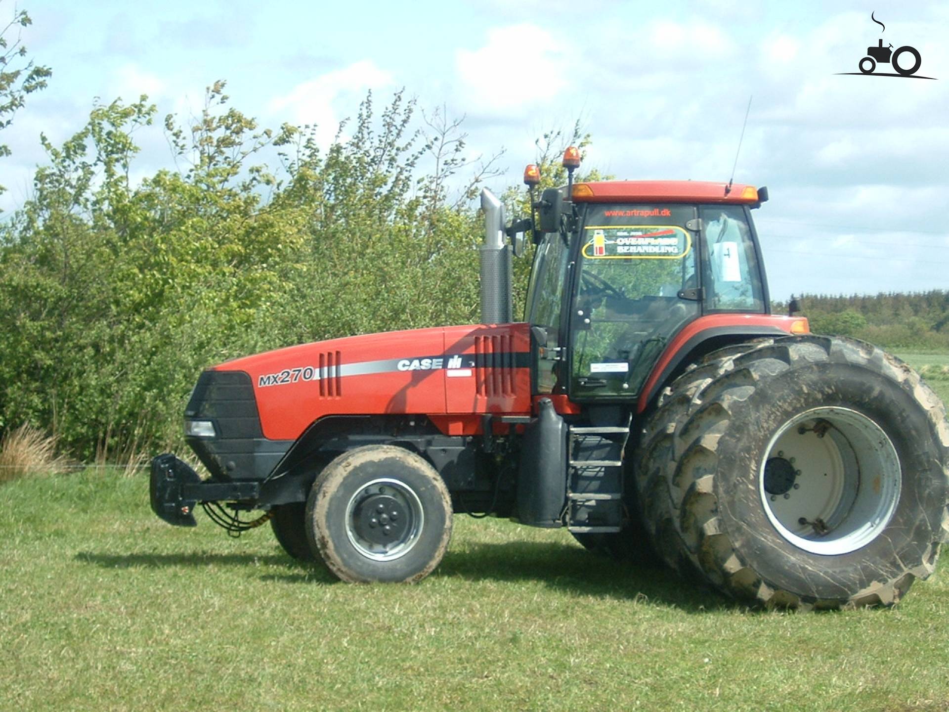 Foto Case IH MX 270 Magnum #645124