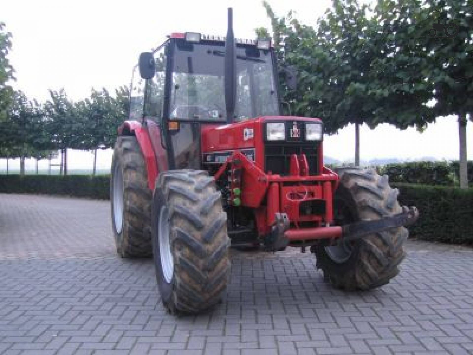 Case International 833 - United Kingdom - Tractor picture #64751