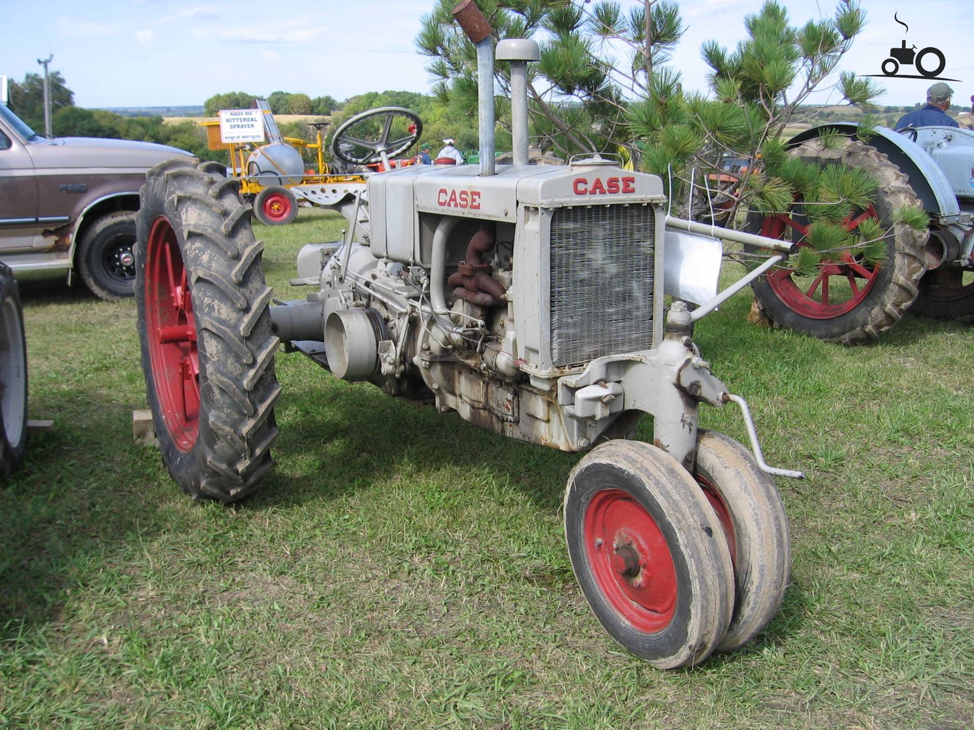 Case RC Fanclub - Specificaties, Foto's, Reviews & Forum