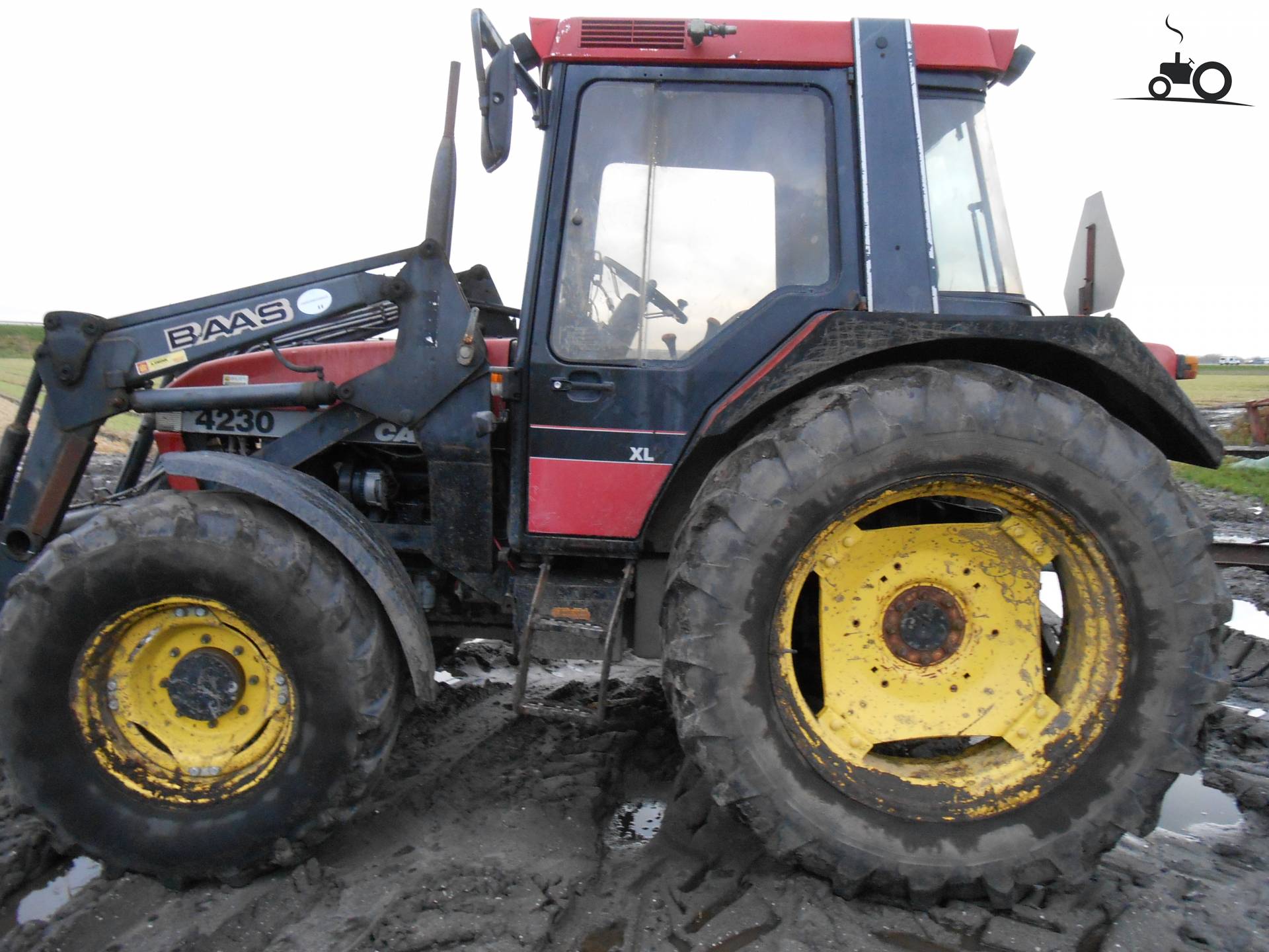 Foto Case International 4230 #708335