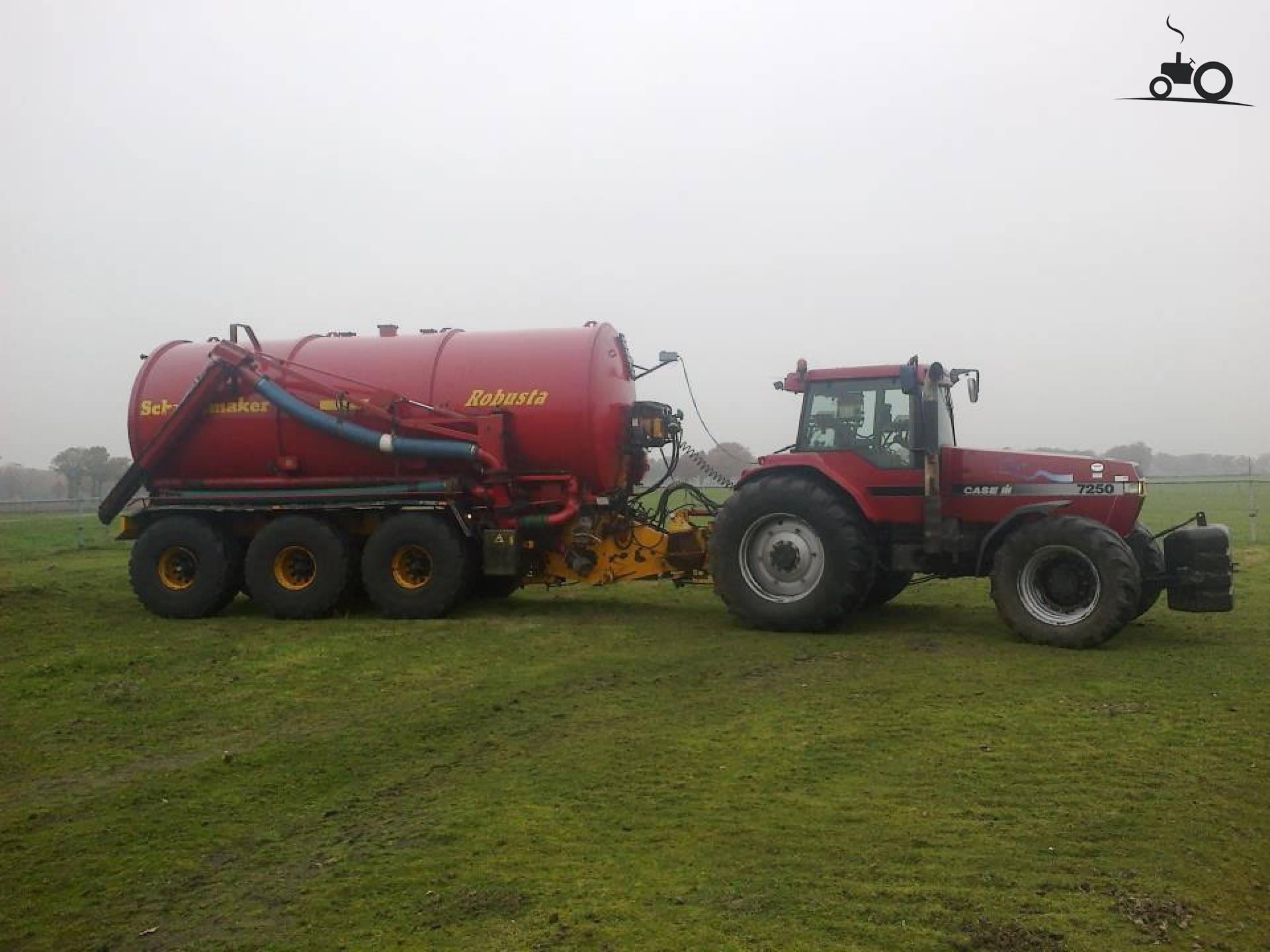 Foto Case International Magnum 7250 Pro #729325