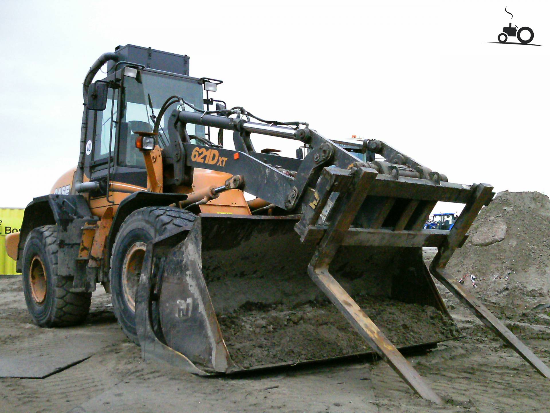 Foto Case 621 D #883474