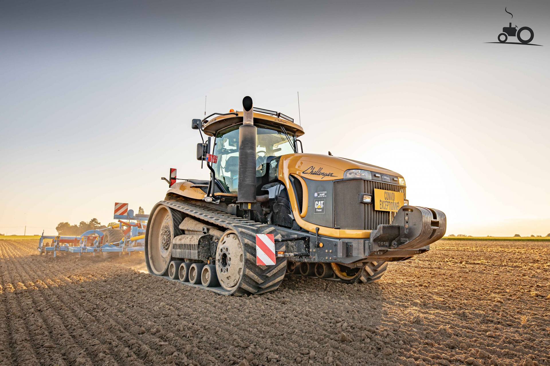 Cat Challenger MT 865