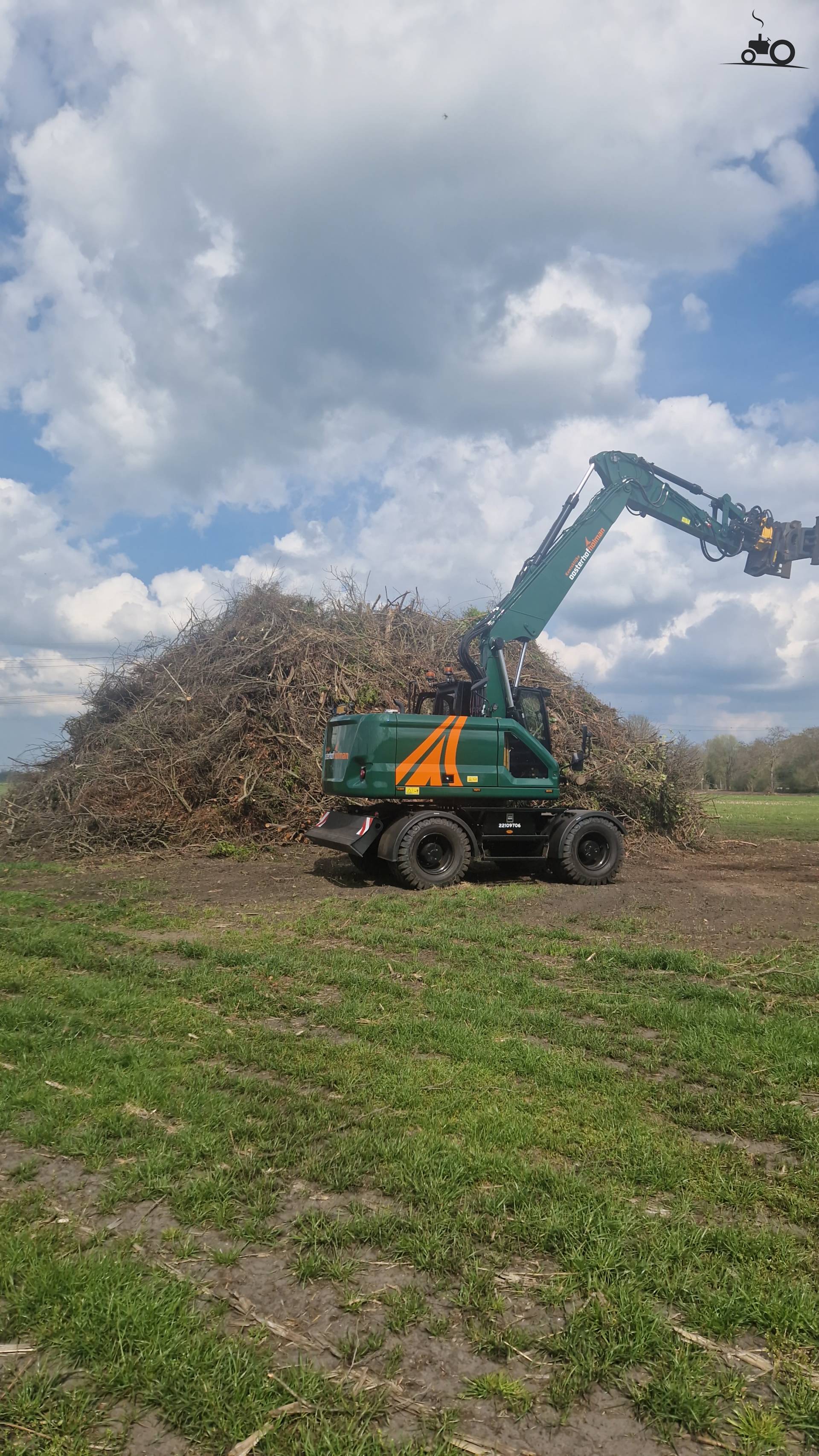 Cat M316 Next Gen - Laatste Updates, Foto's & Video's