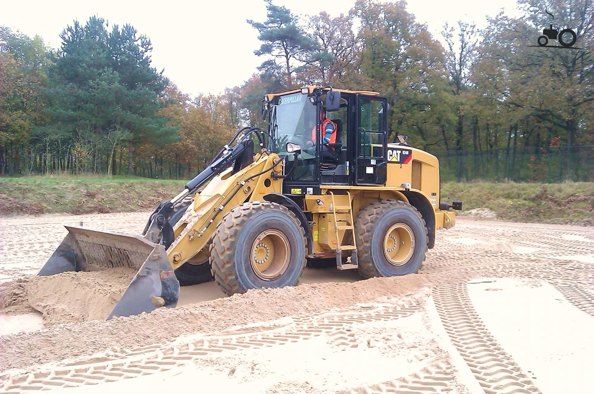 Foto Cat 924H #704825