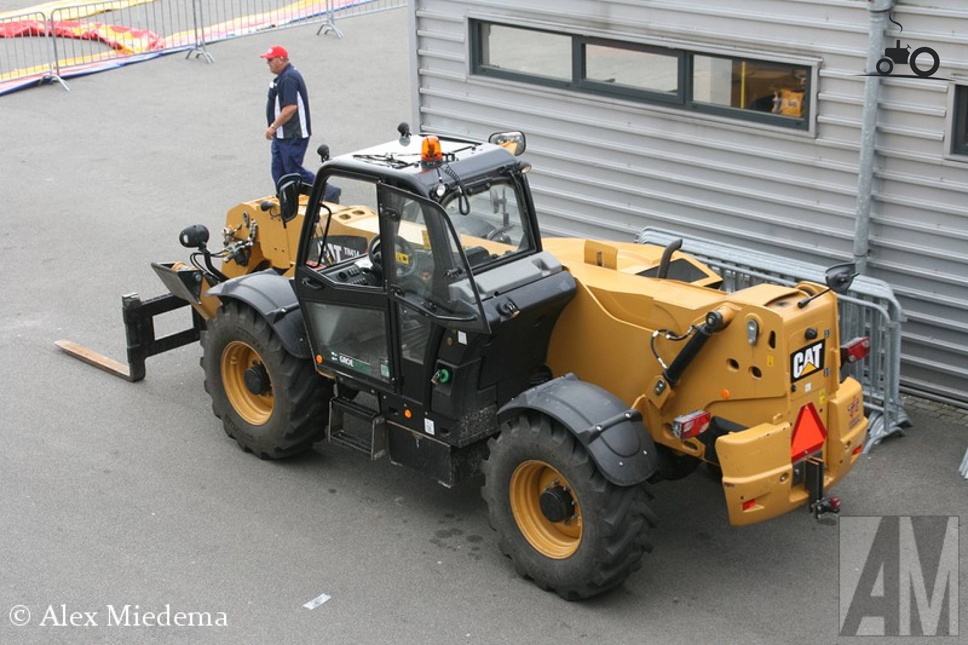 Cat TH414