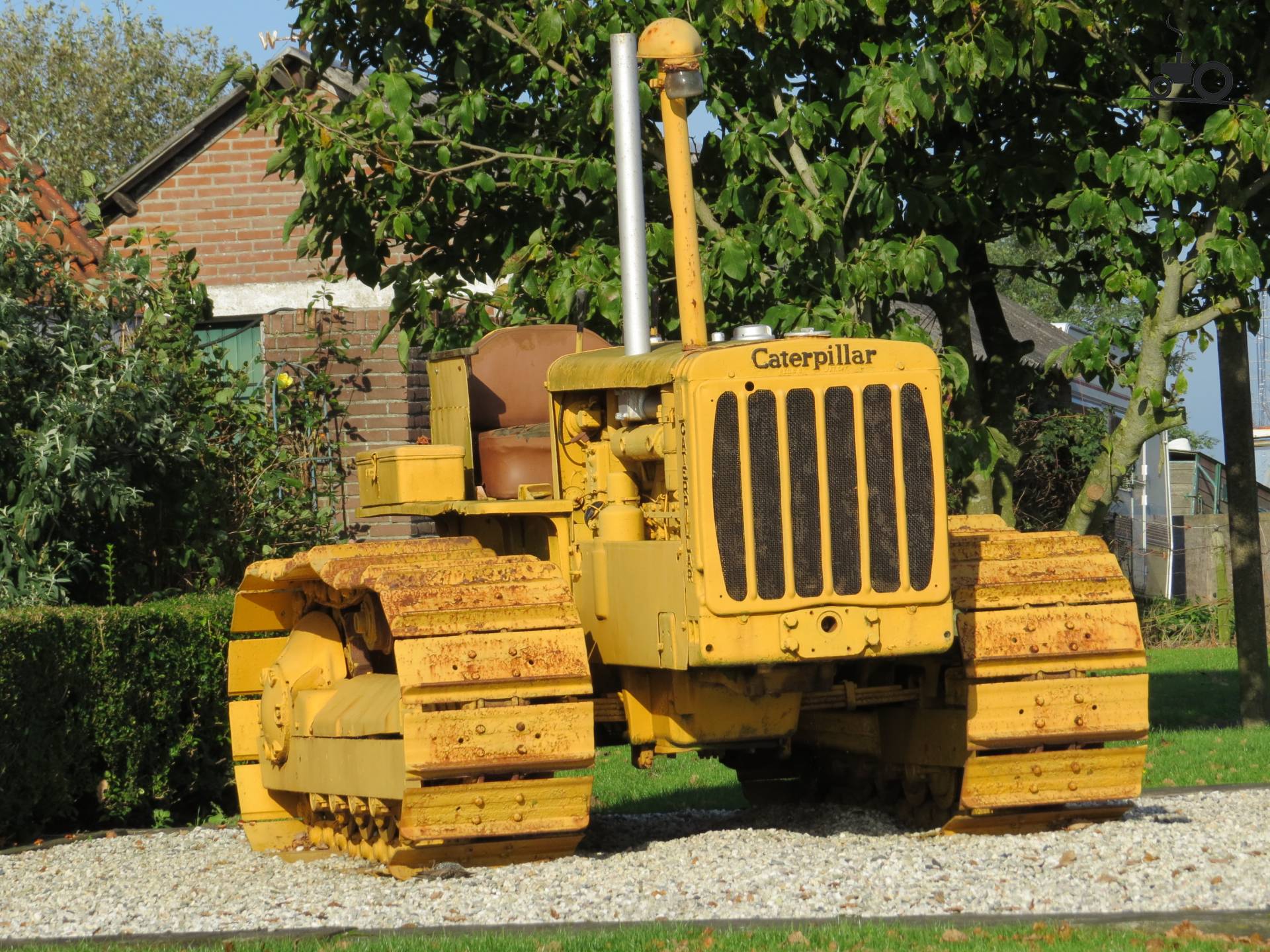Cat D4-7U - United Kingdom - Tractor picture #880885