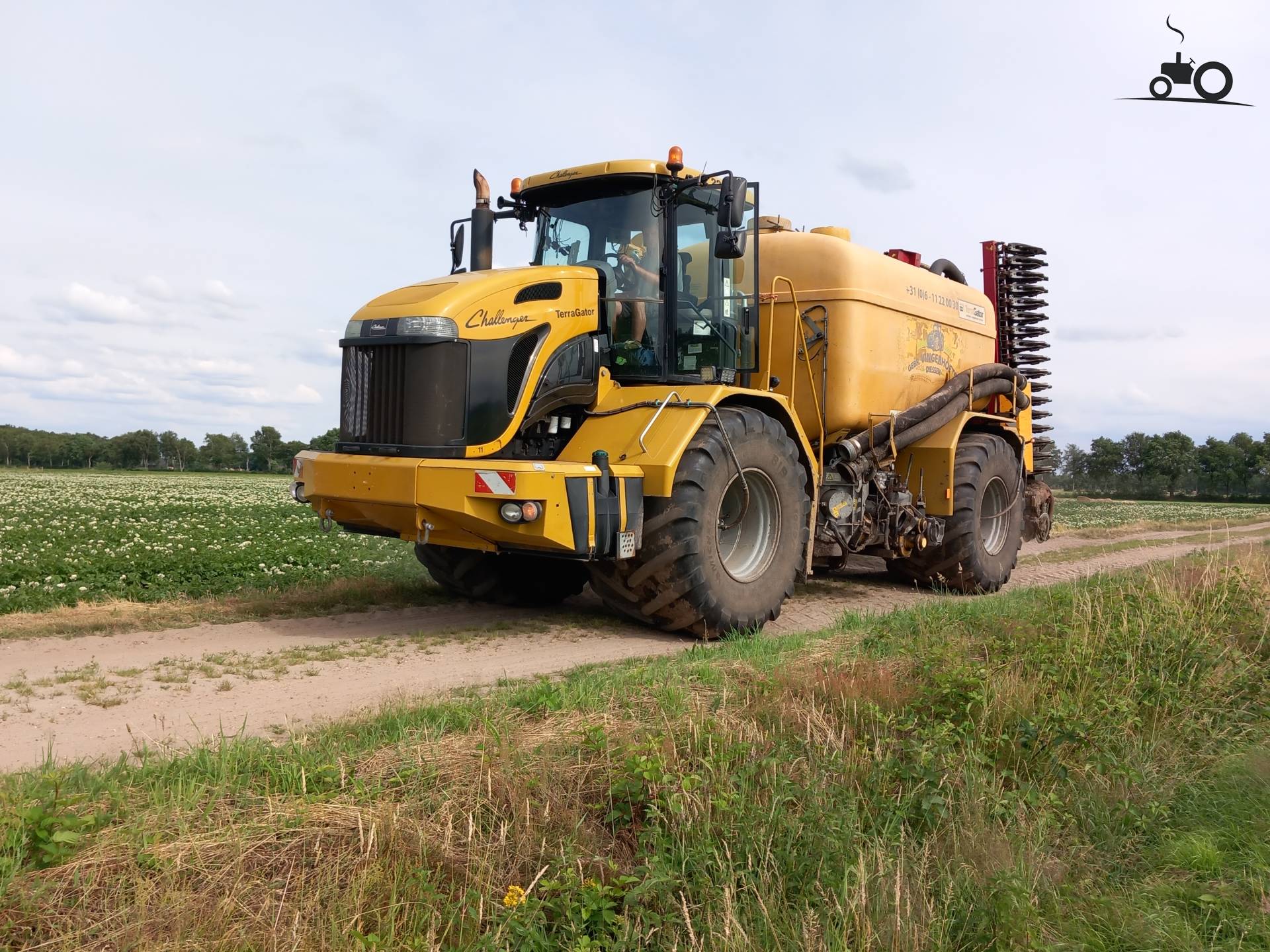 Challenger Terra Gator 2244 - Laatste Updates, Foto's & Video's - Pagina 1