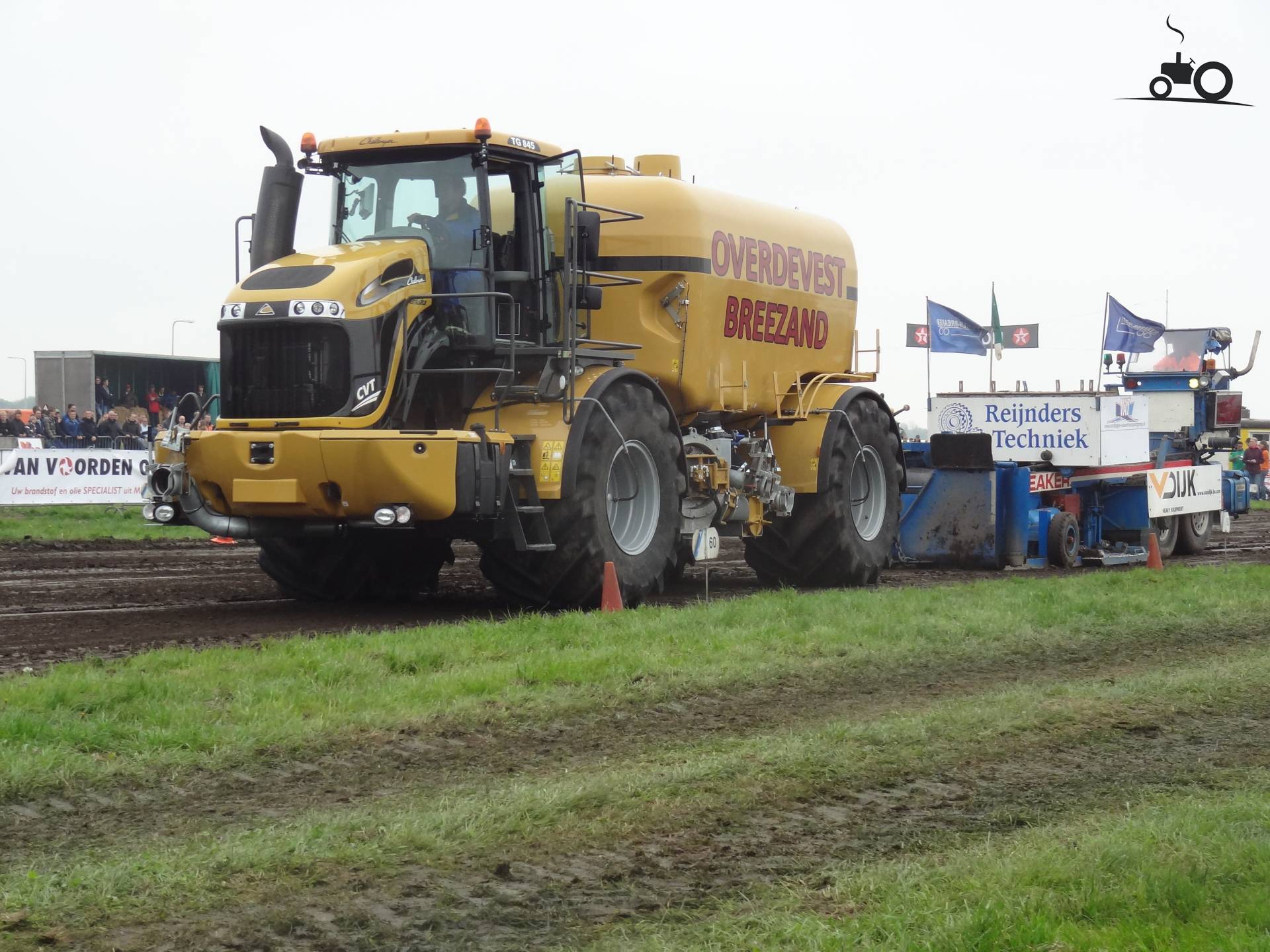 Challenger Terra Gator 845