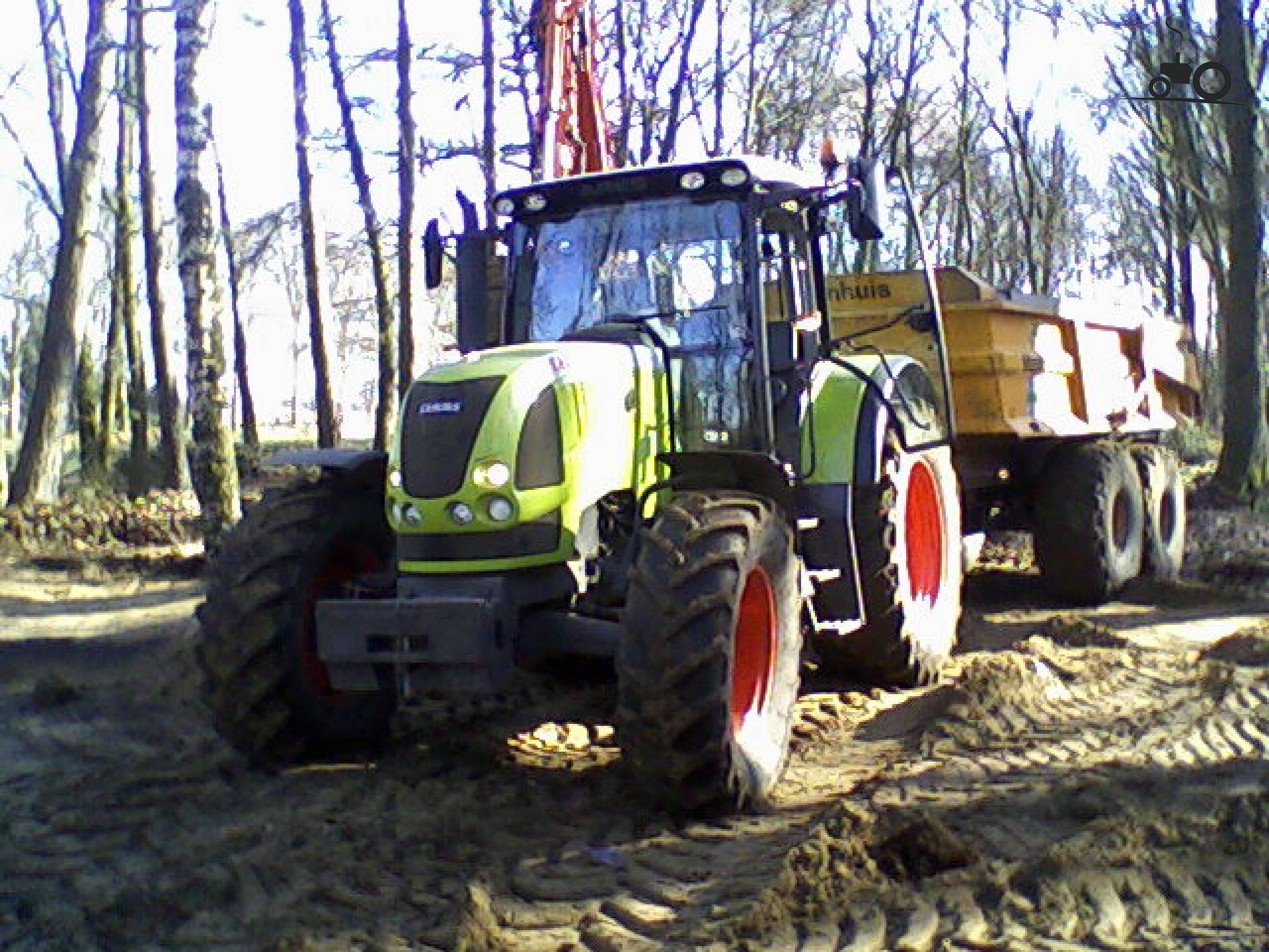 Foto Claas Ares 697 ATZ van Unicom Oost BV