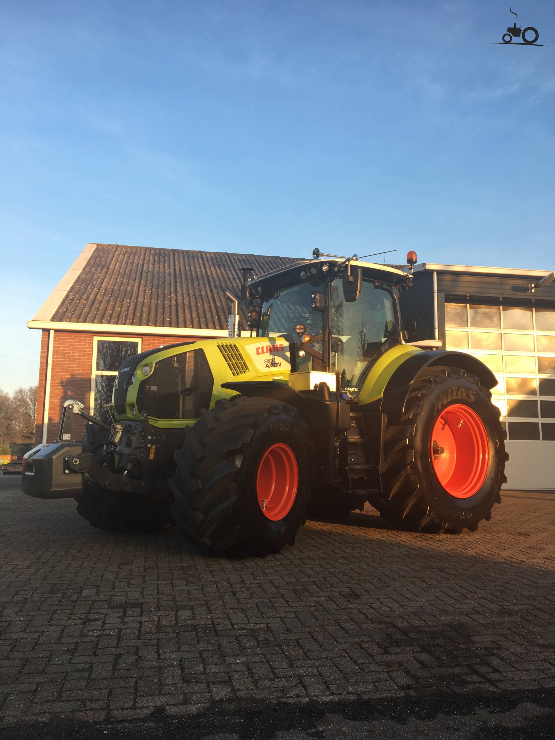 Foto Claas Axion 810 van De Kruyf Mechanisatie