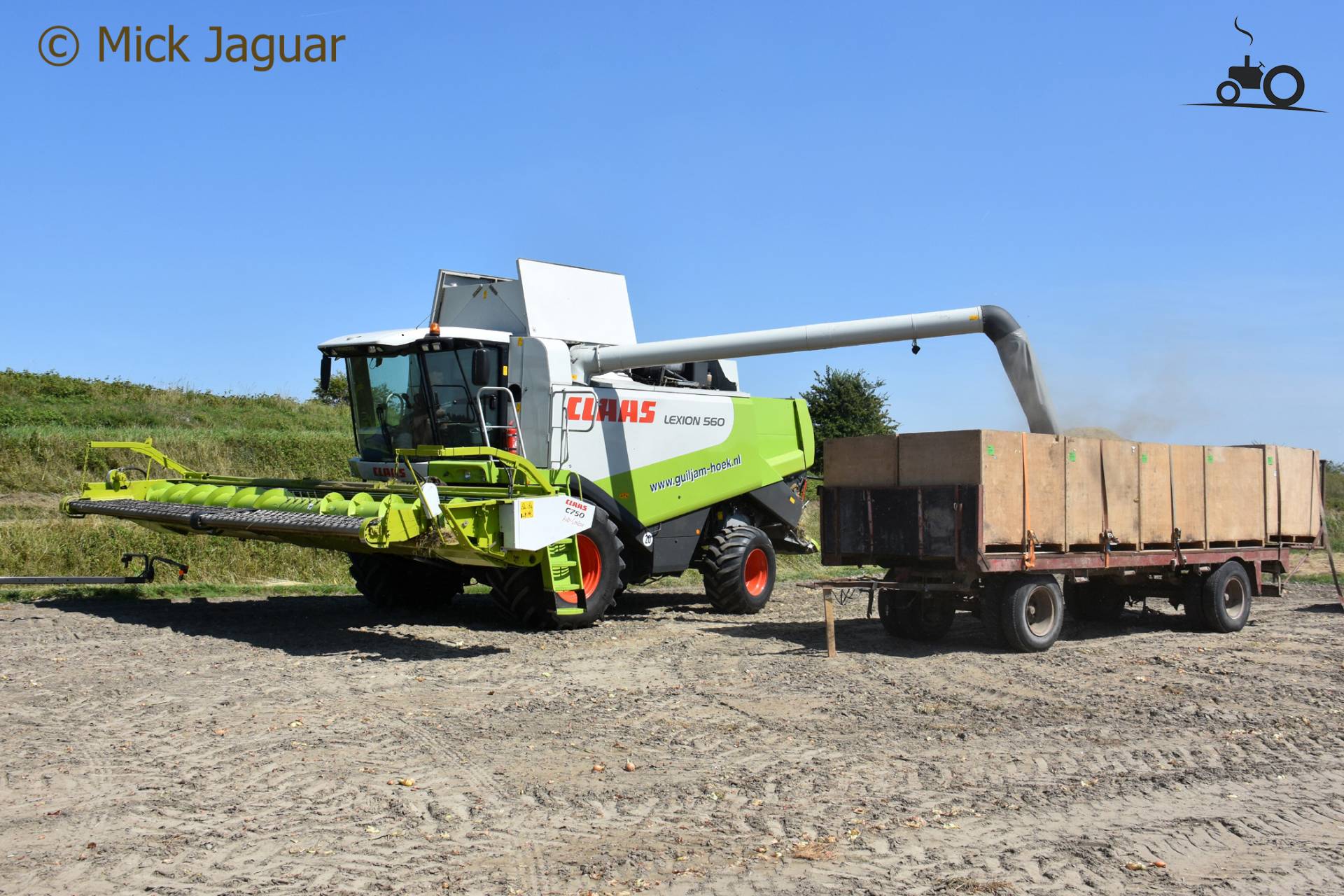 Foto Claas Lexion 560 #1177607