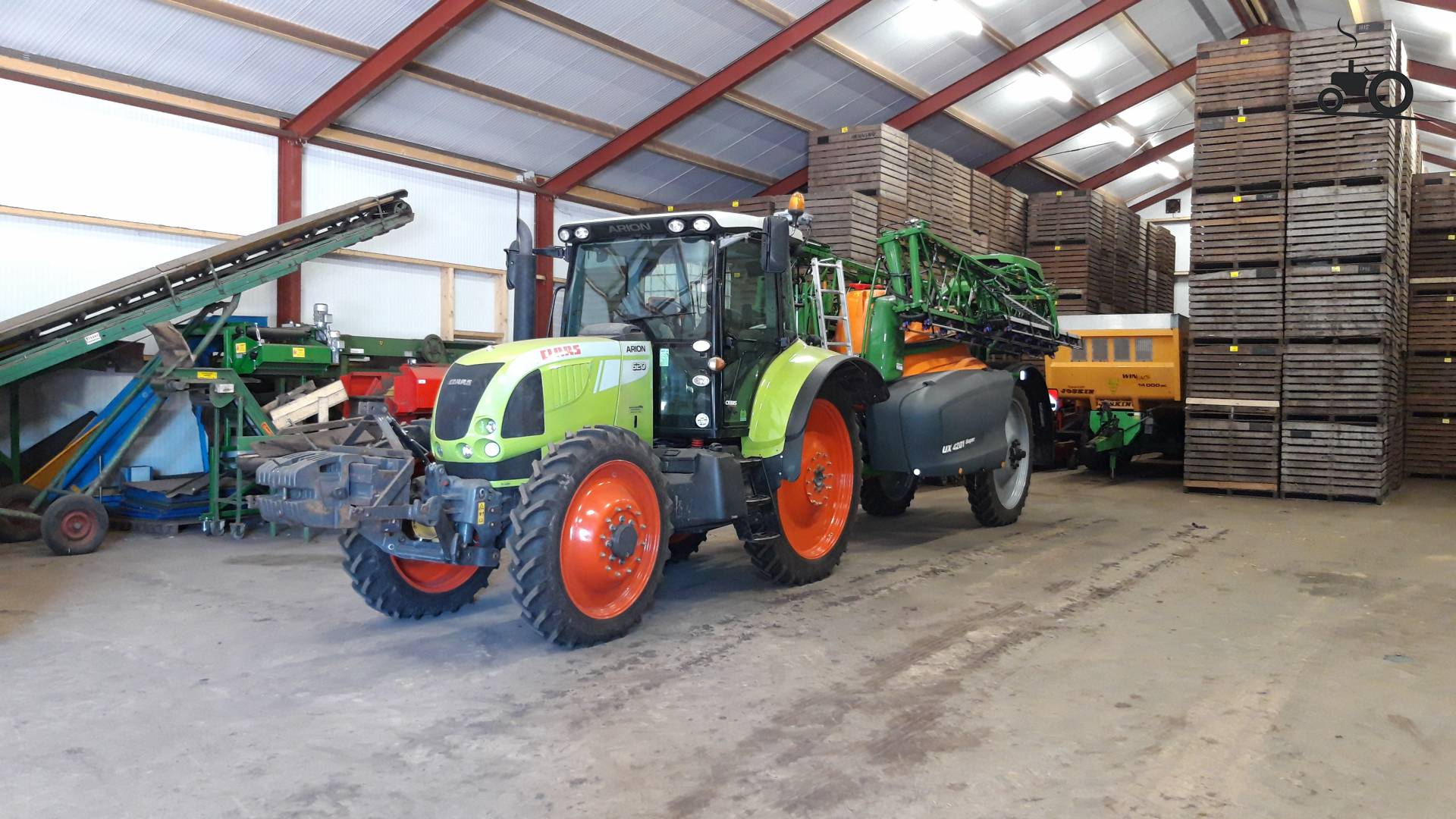 Foto Claas Arion 620 #1303278