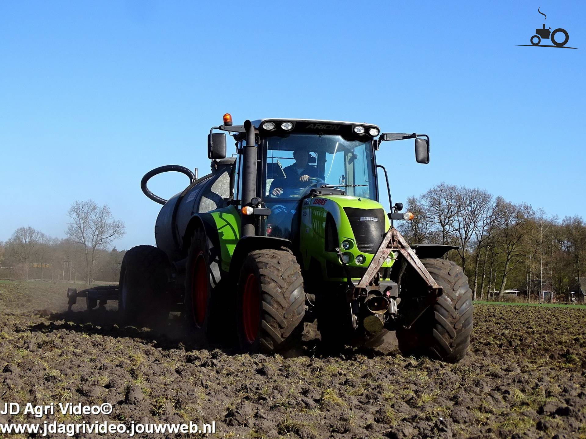 Claas Arion 540