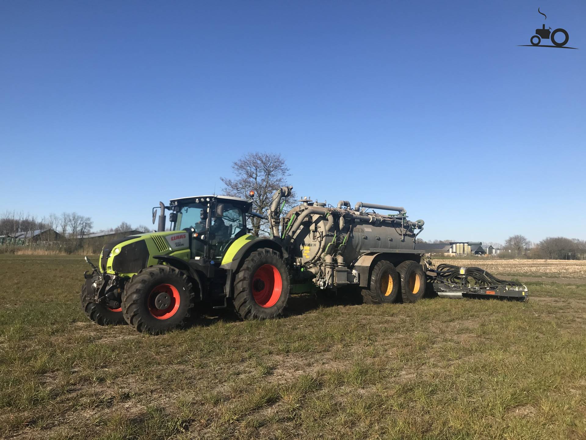 Foto Claas Axion 830 #1342502