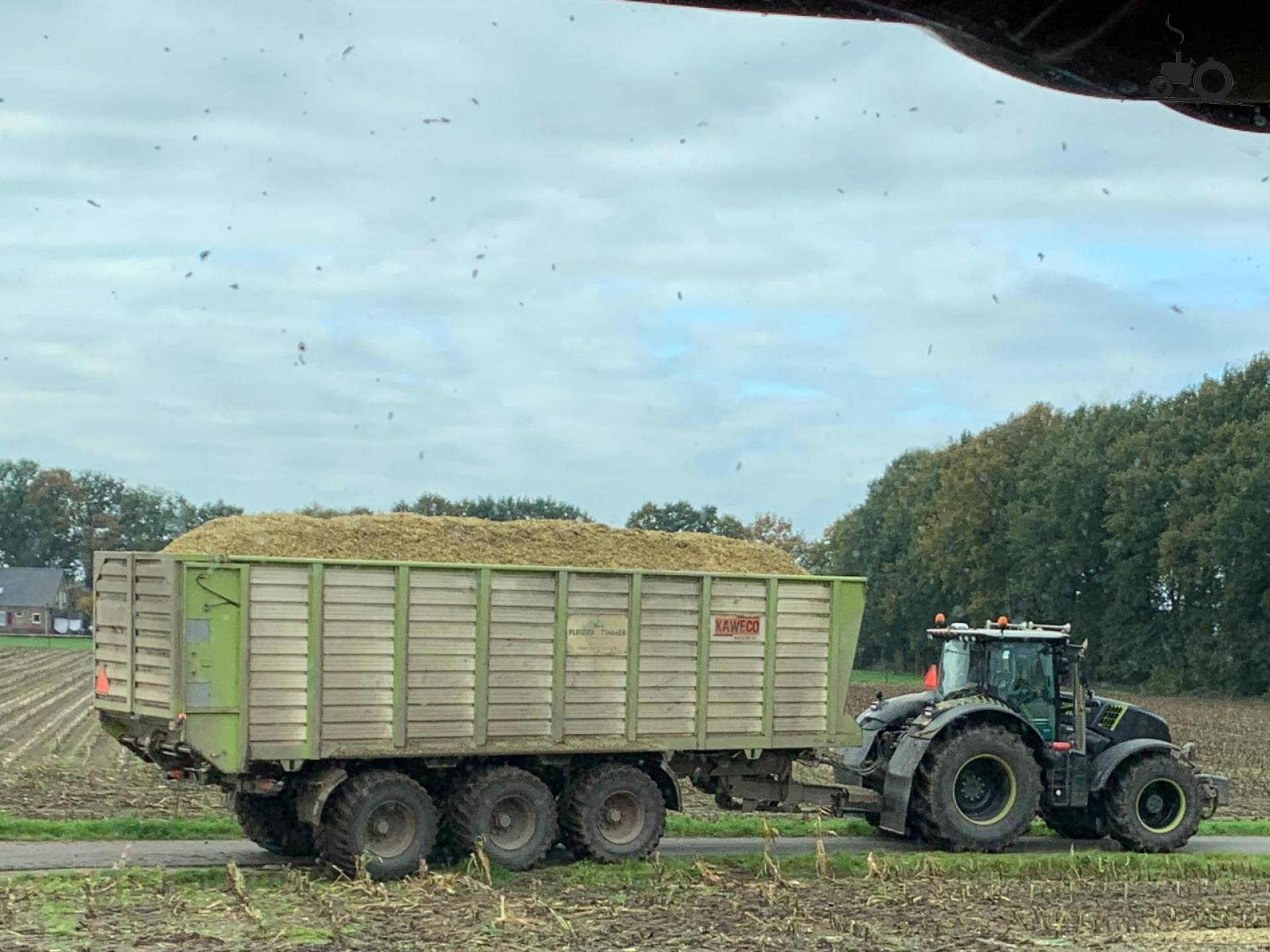 Foto Claas Axion 850 #1382430