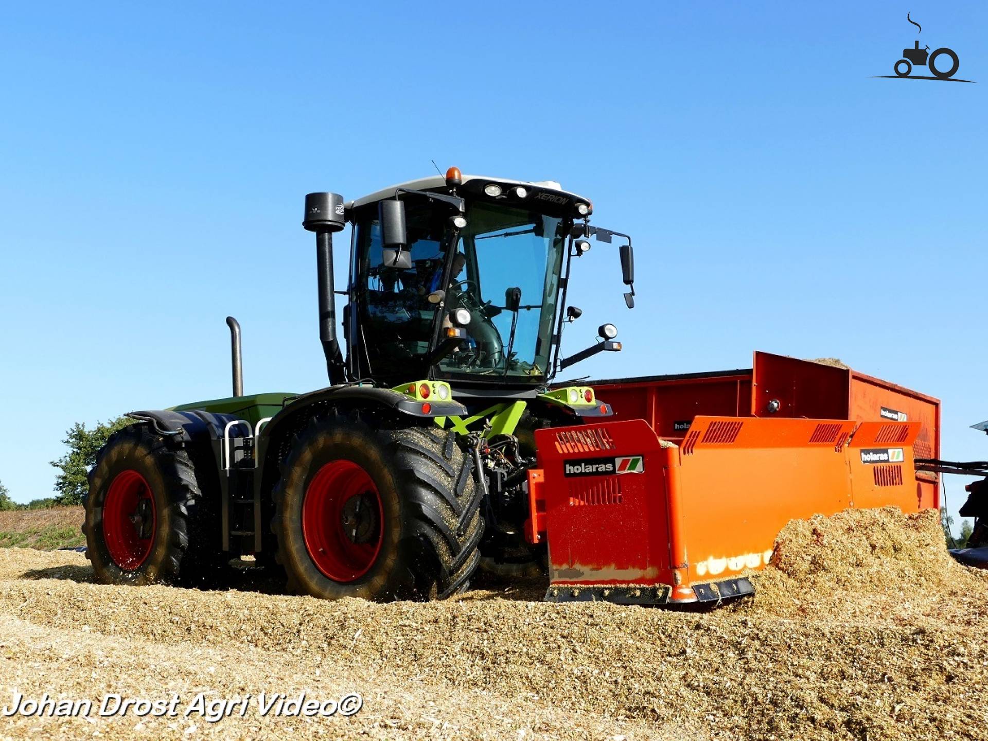 Foto Claas Xerion 3800 TRAC #1392576