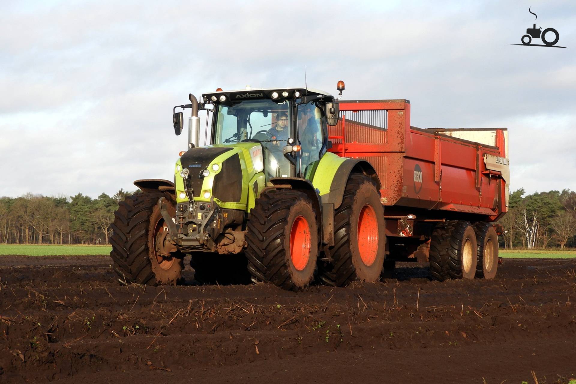 Foto Claas Axion 810 #1452142