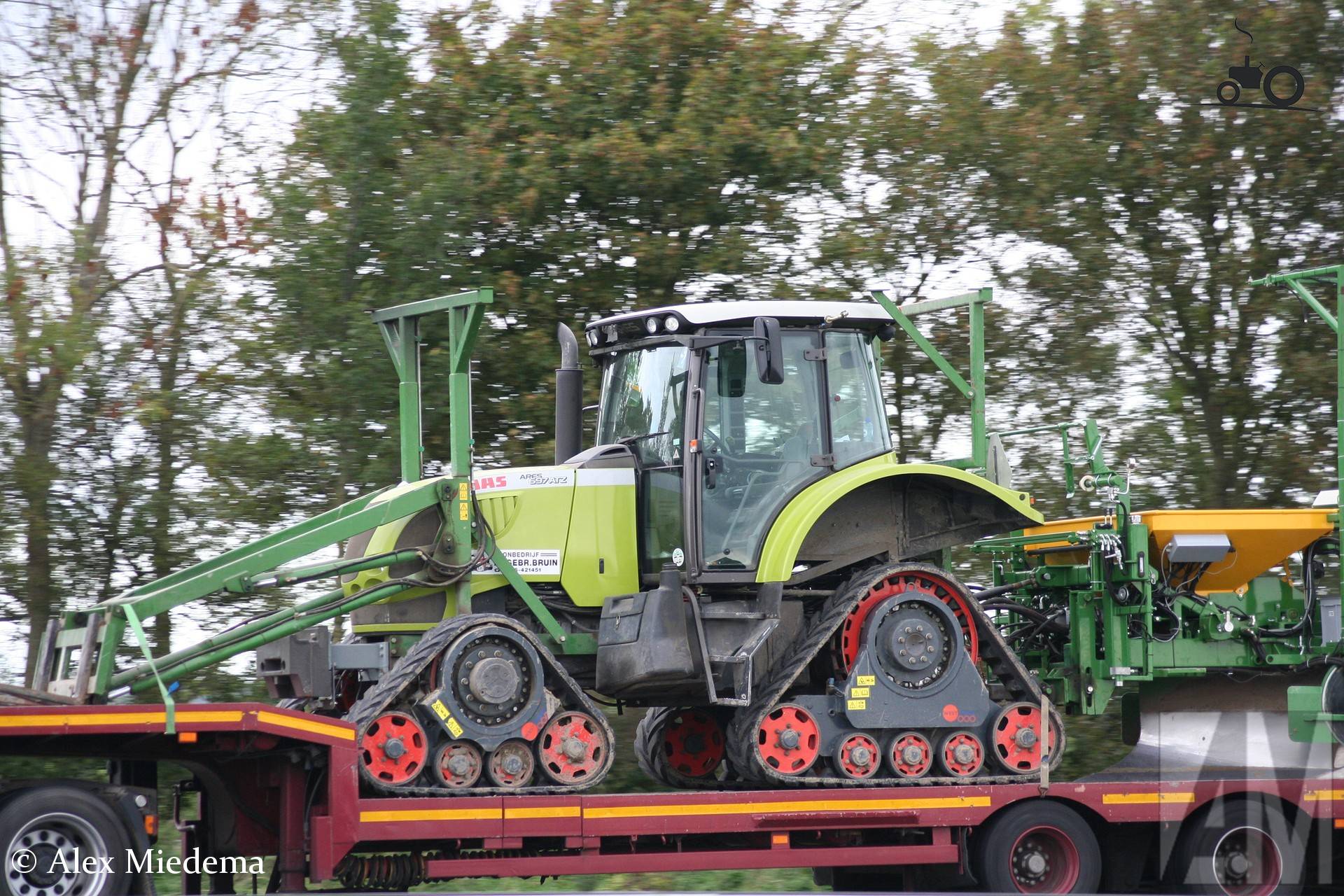 Foto Claas Ares 697 ATZ #1454067