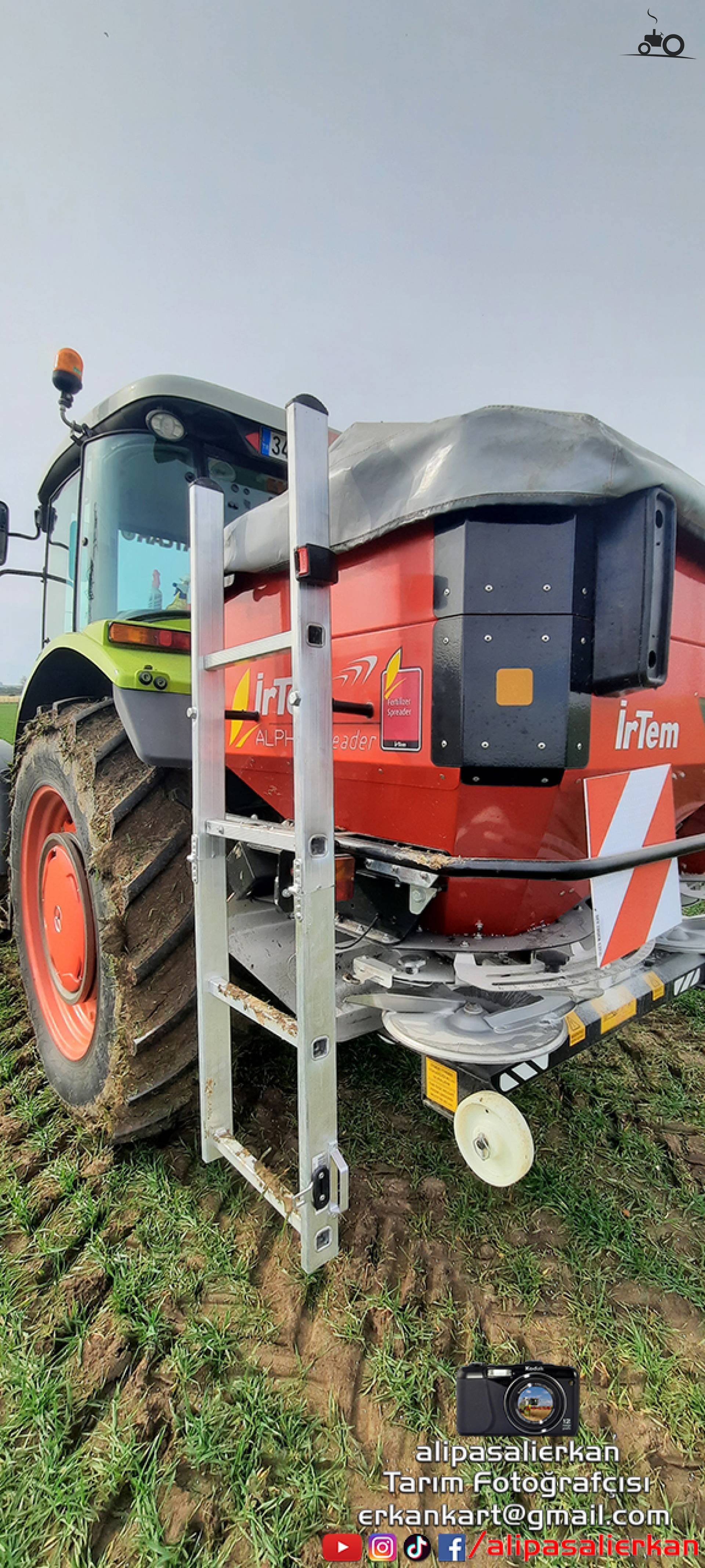 Foto Claas Ares 557 #1462123