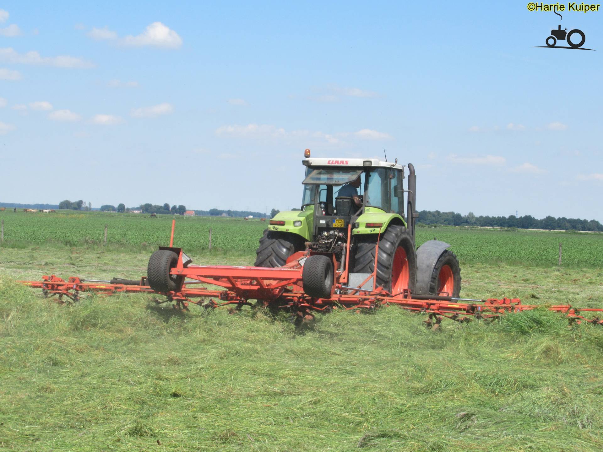 Foto Claas Ares 836 RZ #1476365