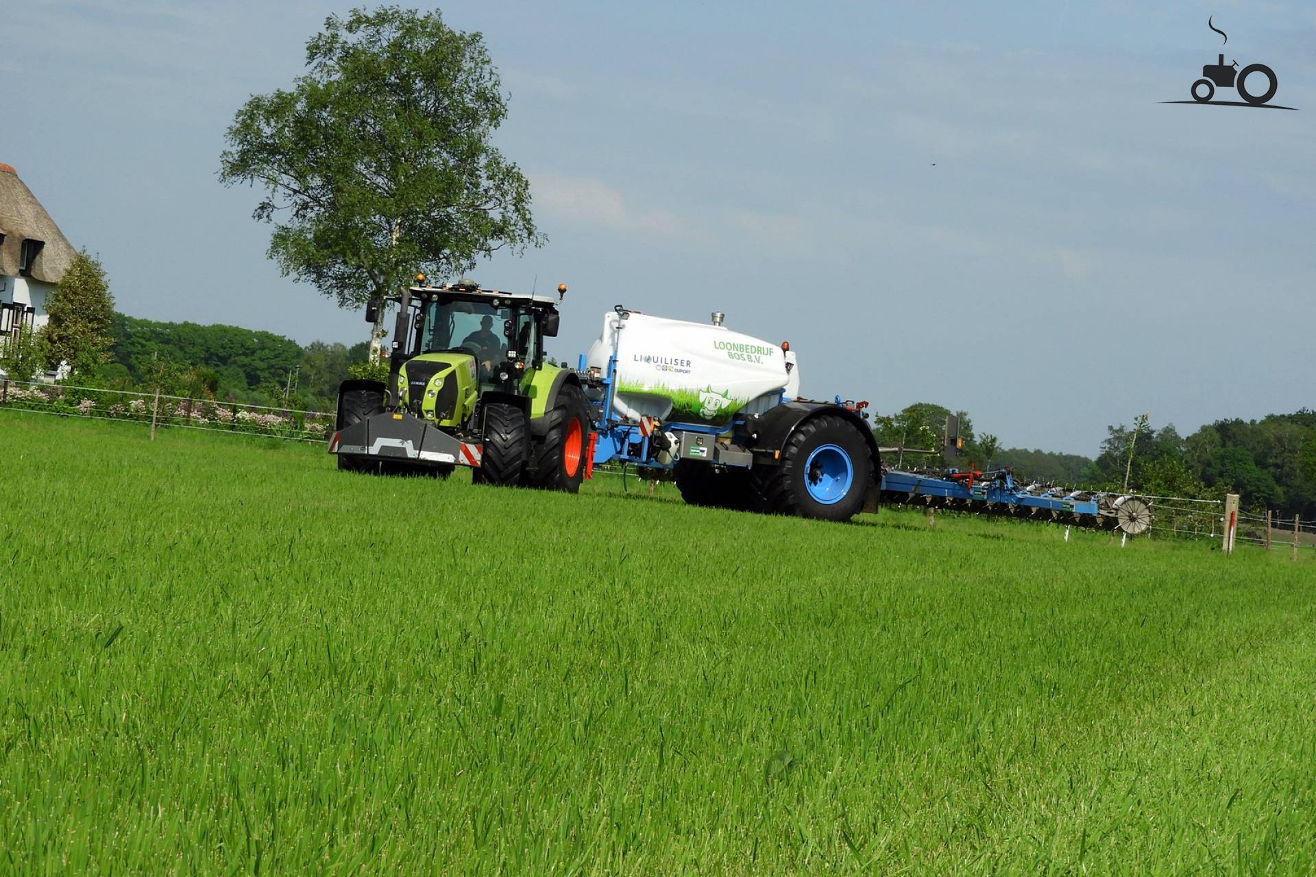 Foto Claas Arion 640 #1478987
