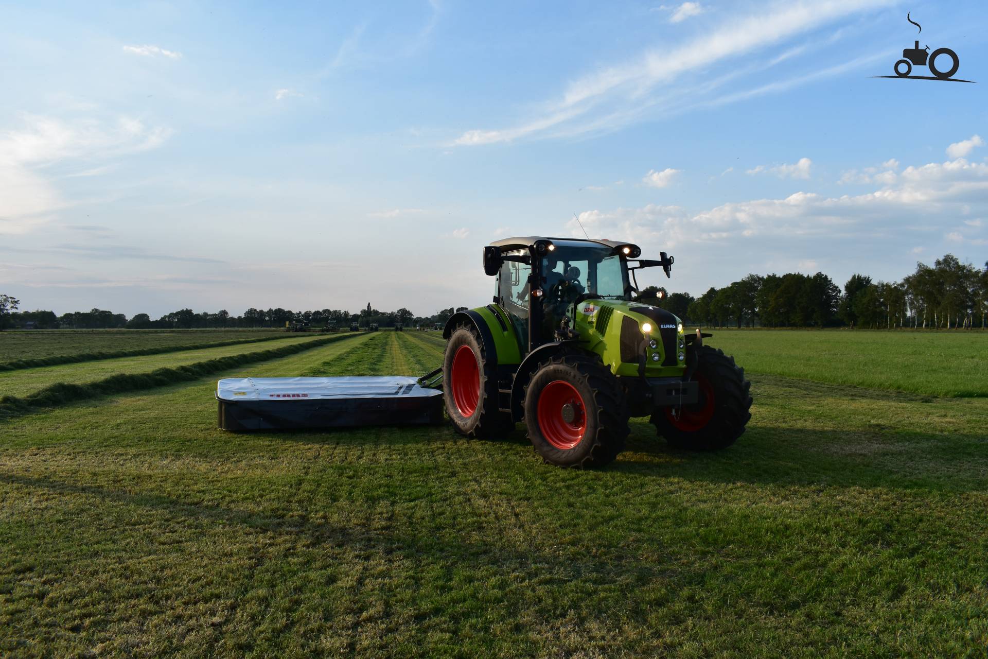 Foto Claas Arion 430 #1479735