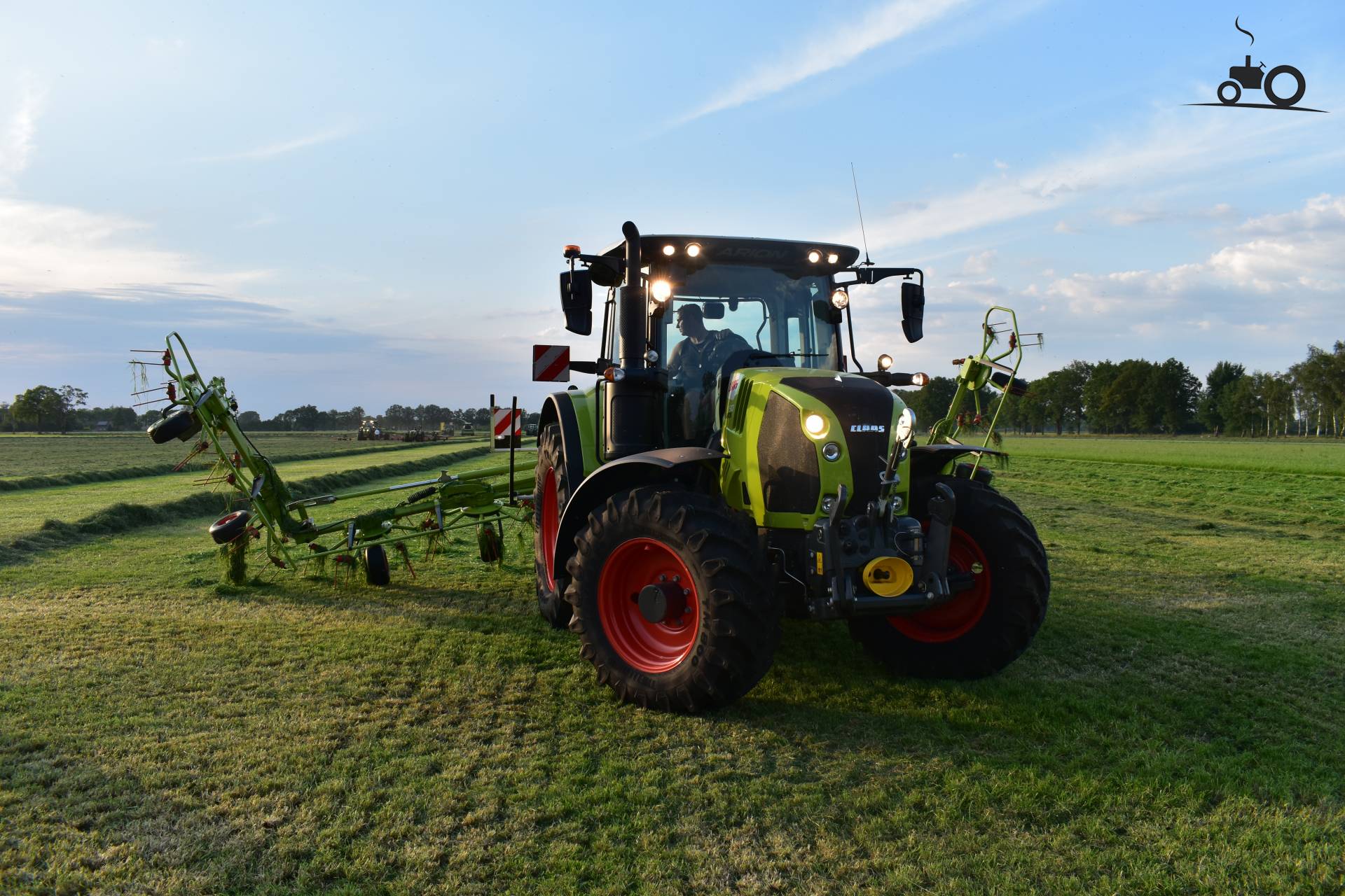 Foto Claas Arion 510 #1480615
