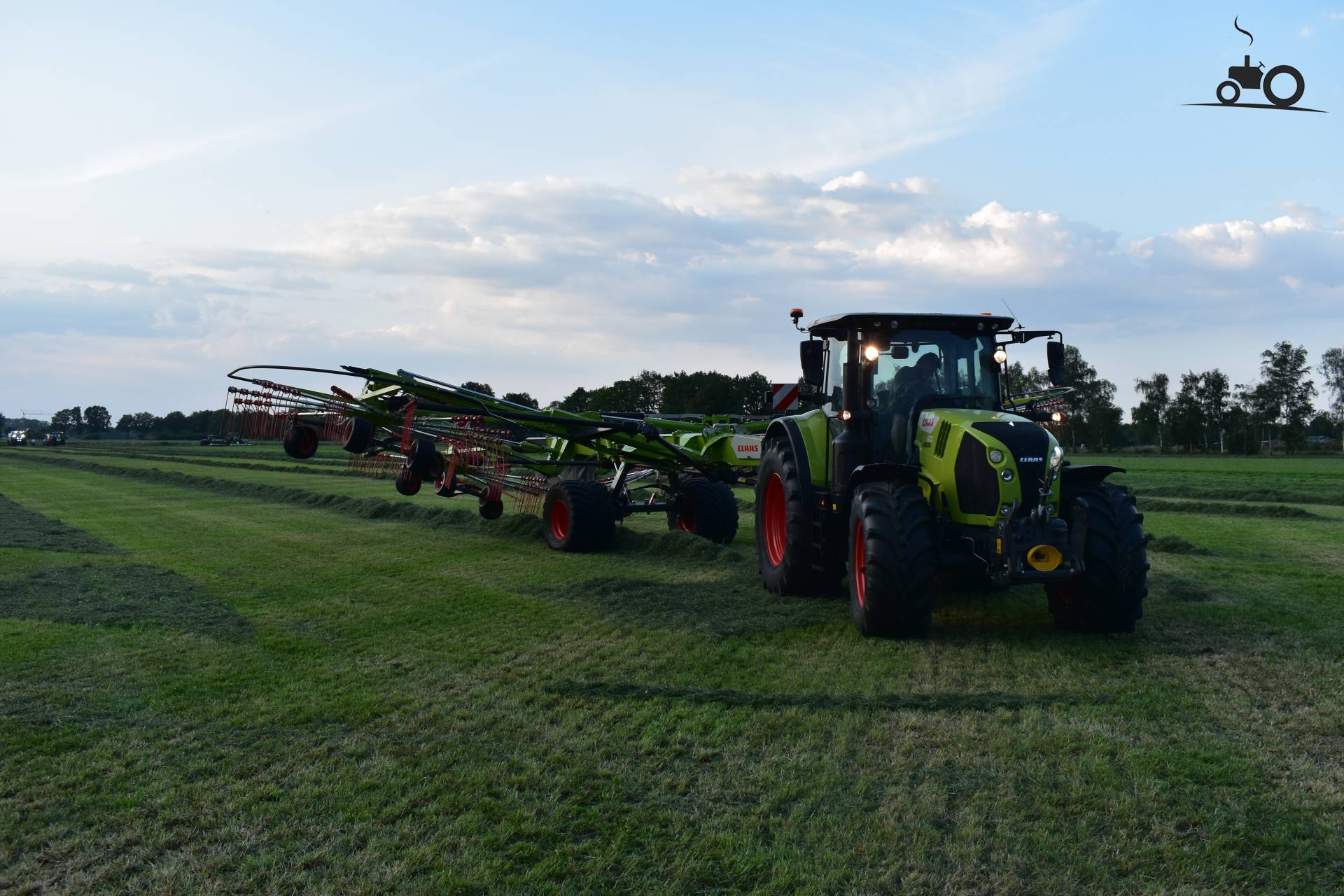 Foto Claas Arion 610 #1480835