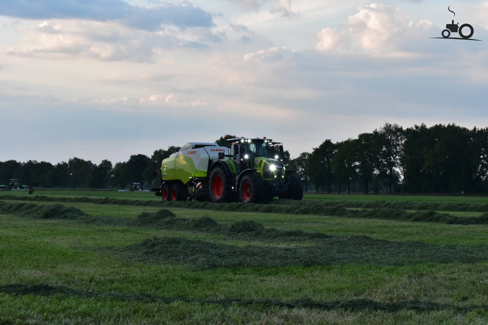 Foto Claas Axion 830 #1480912
